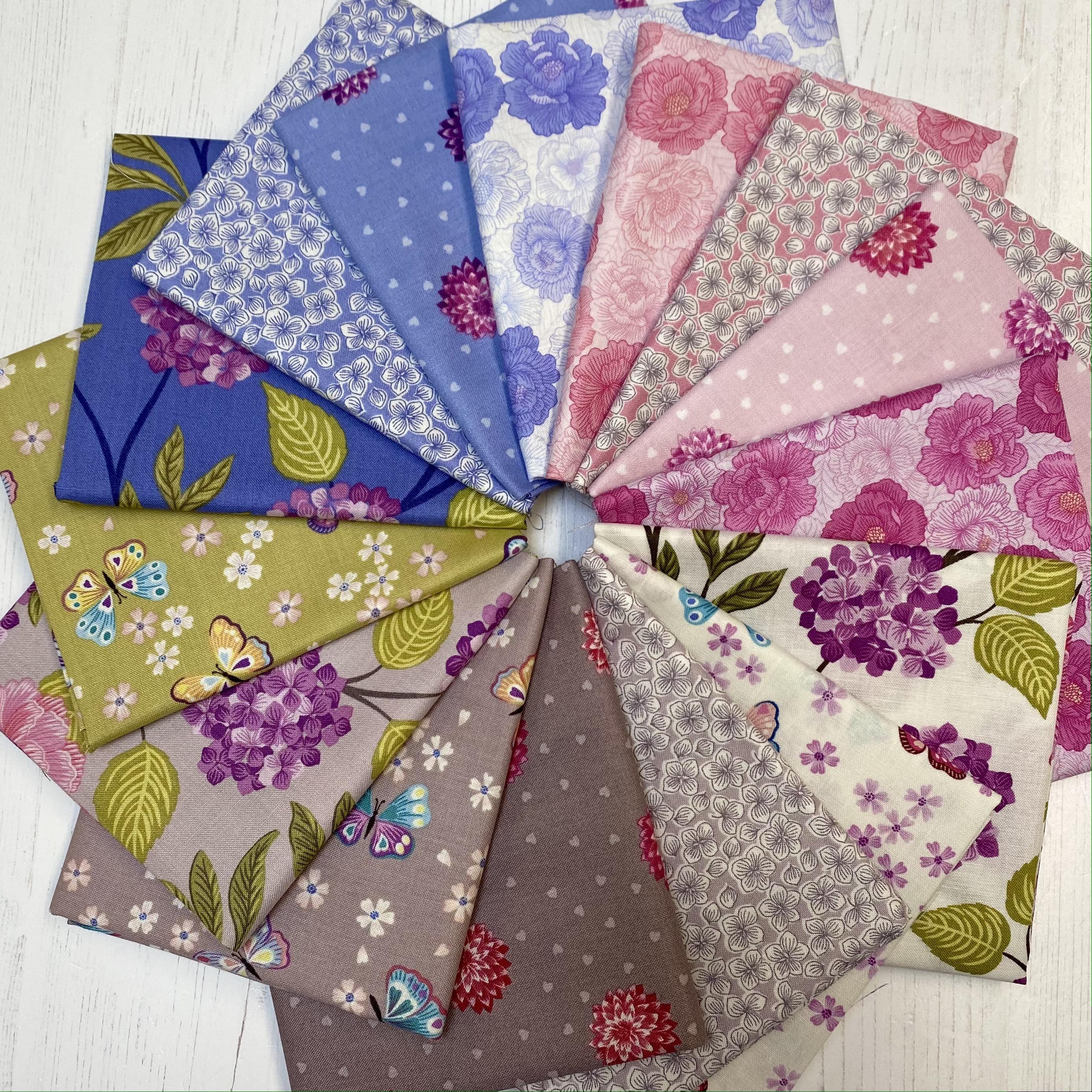 Love Blooms Fat Quarter Bundle