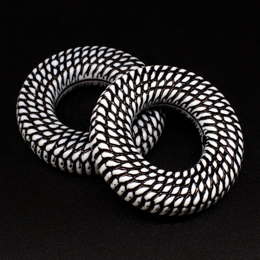 Acrylic Rope Beads Donut 41mm 3pcs - White
