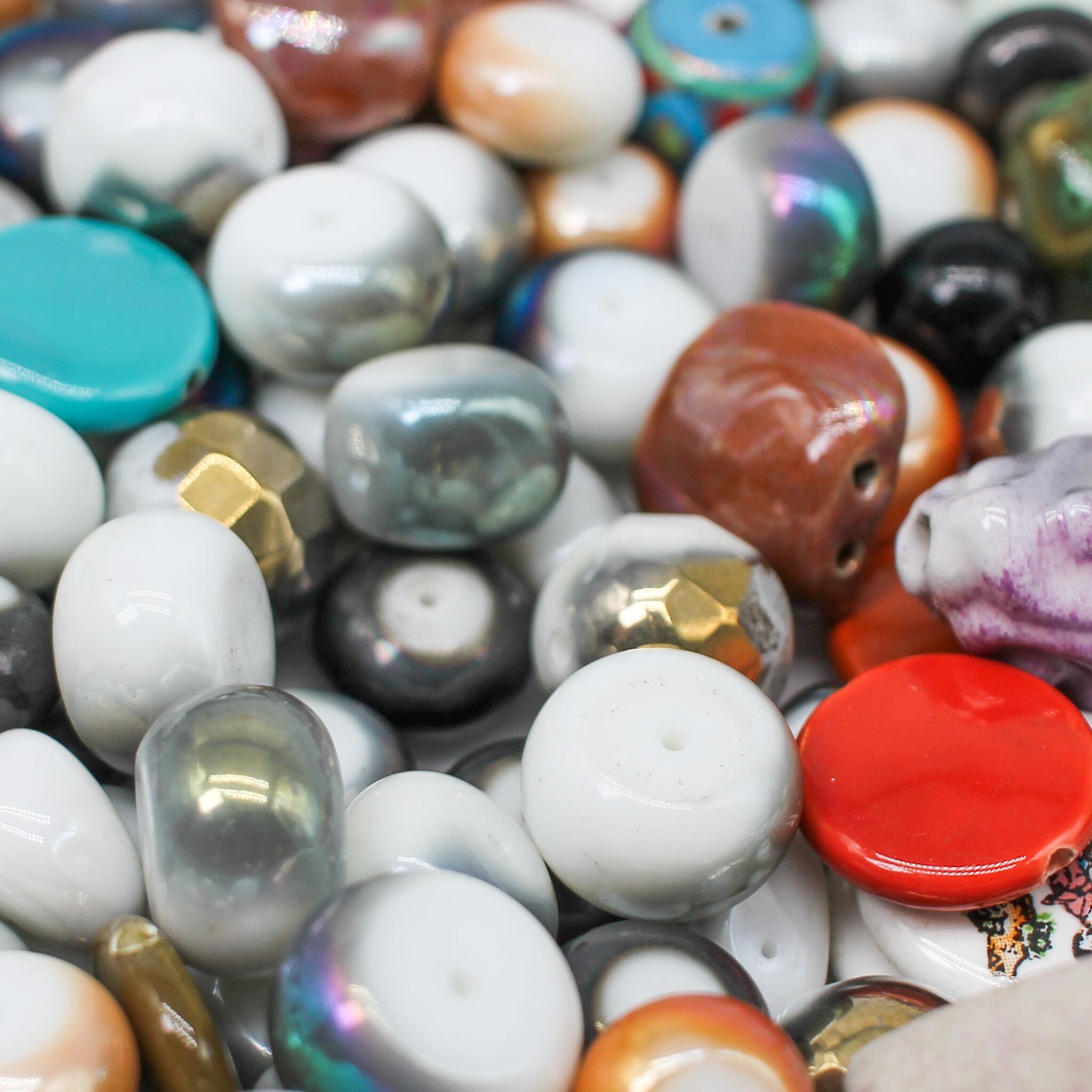 Ceramic Mixed Shapes 100g Assorted