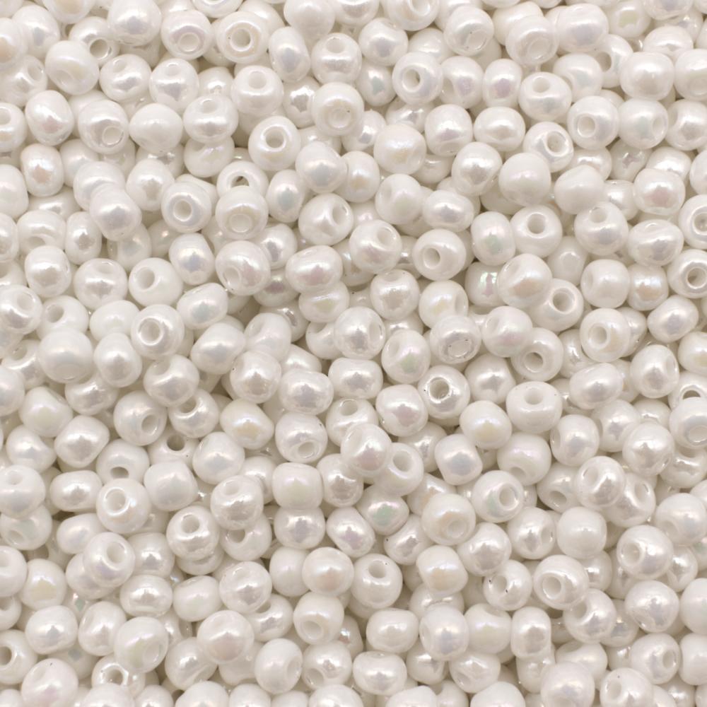 FGB Seed Bead Size 8 50g - Shell Colours Pearl Rainbow White