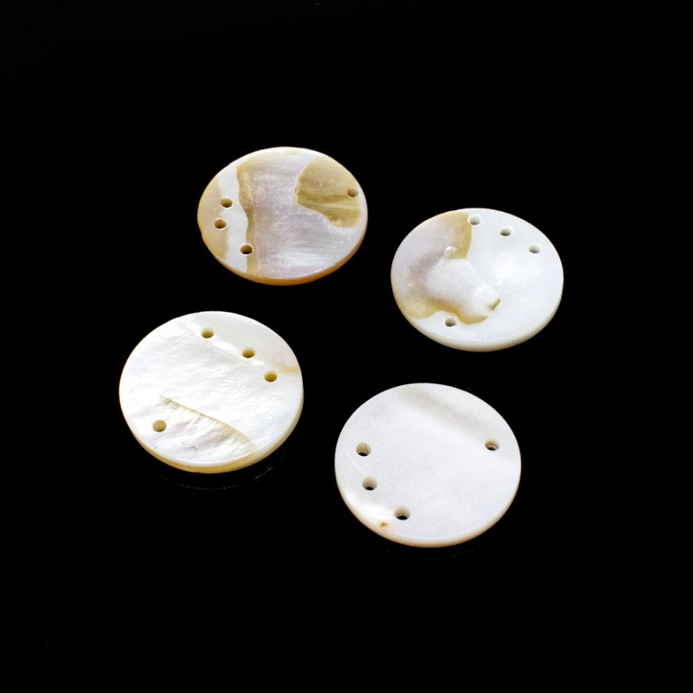 Shell Flat Spacer Disc 18mm with 4 holes 15pcs White