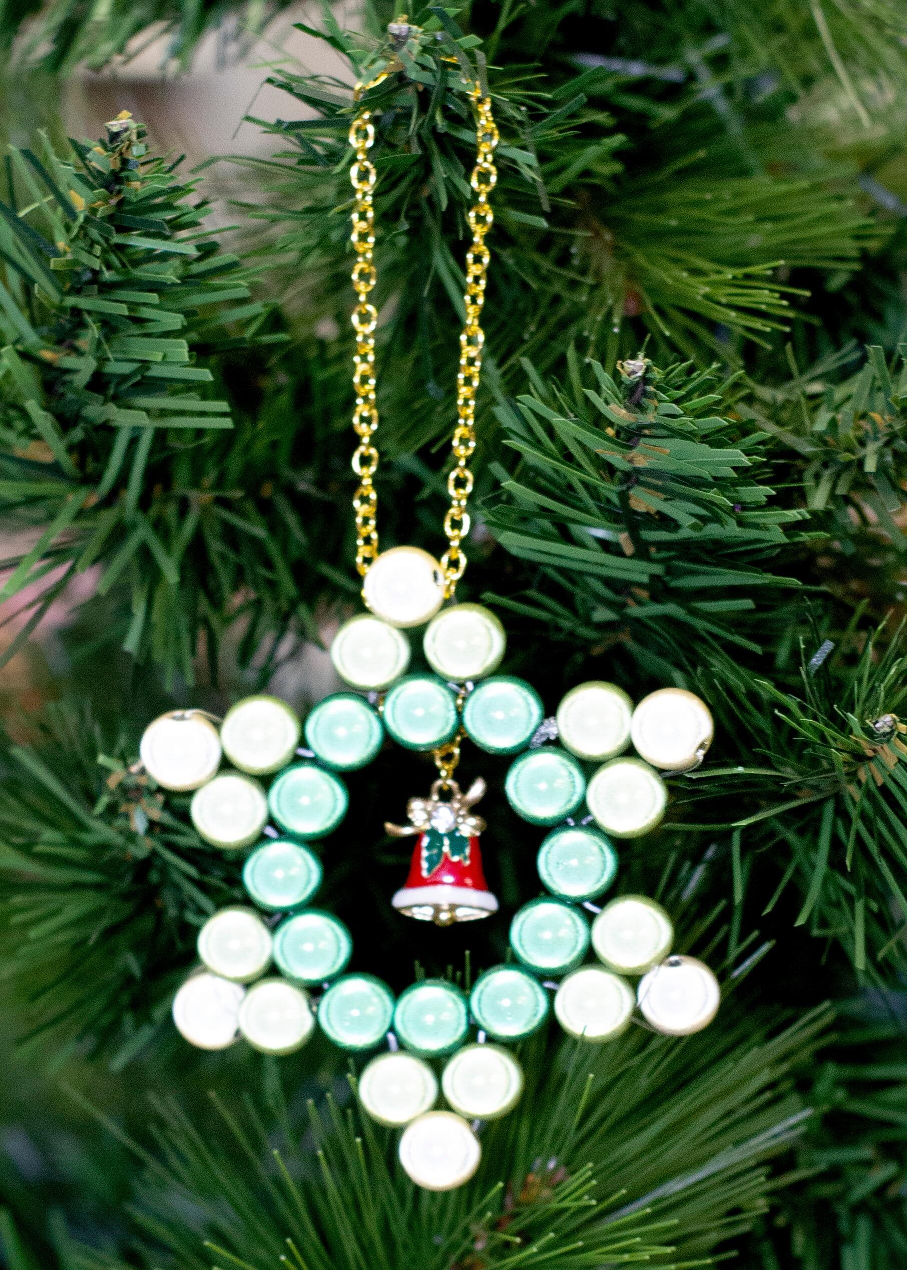 Miracle Star Decorations - Festive Green