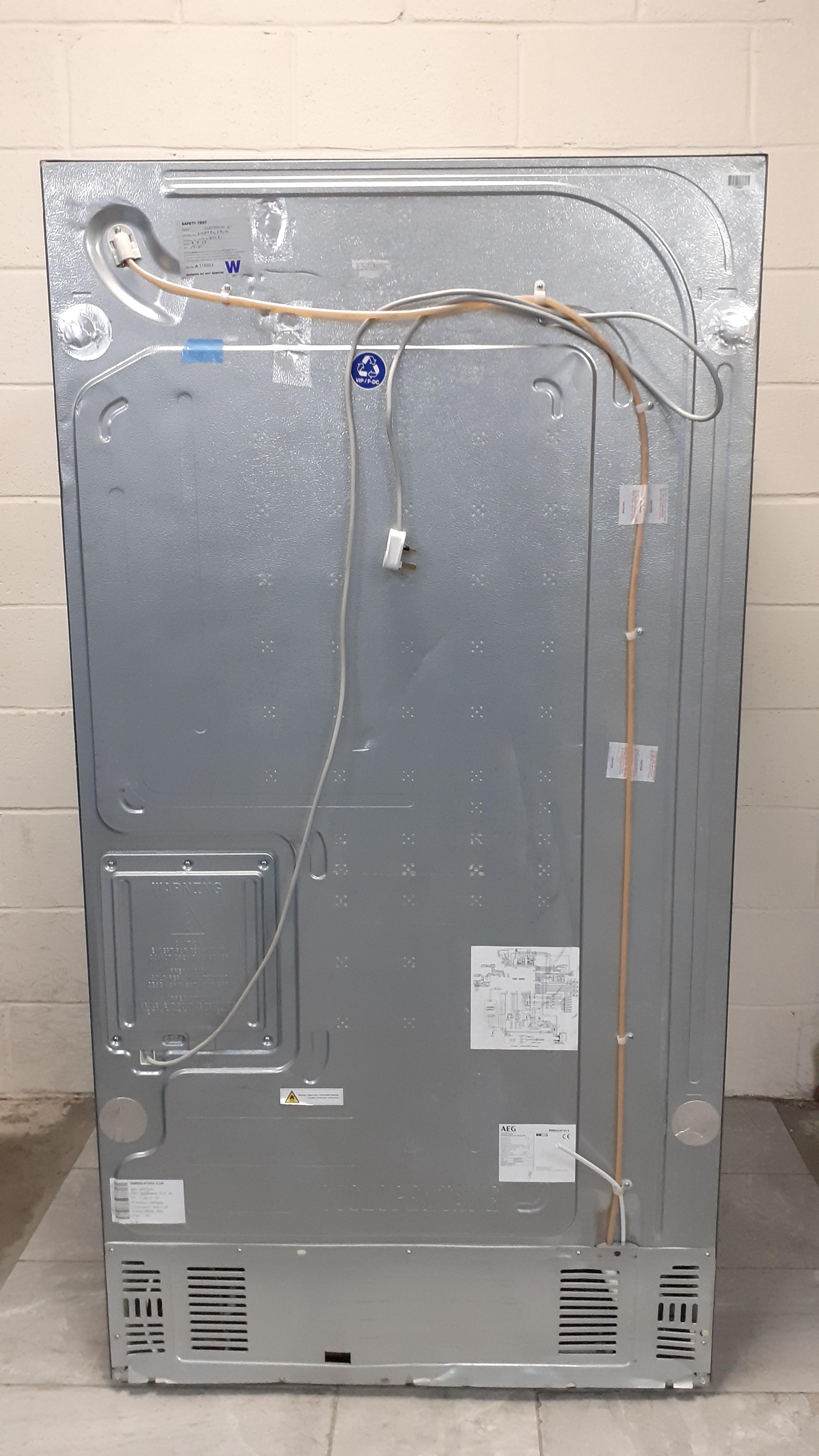AEG RMB954F9VX American Fridge Freezer - Stainless Steel - A+ Rated A119303