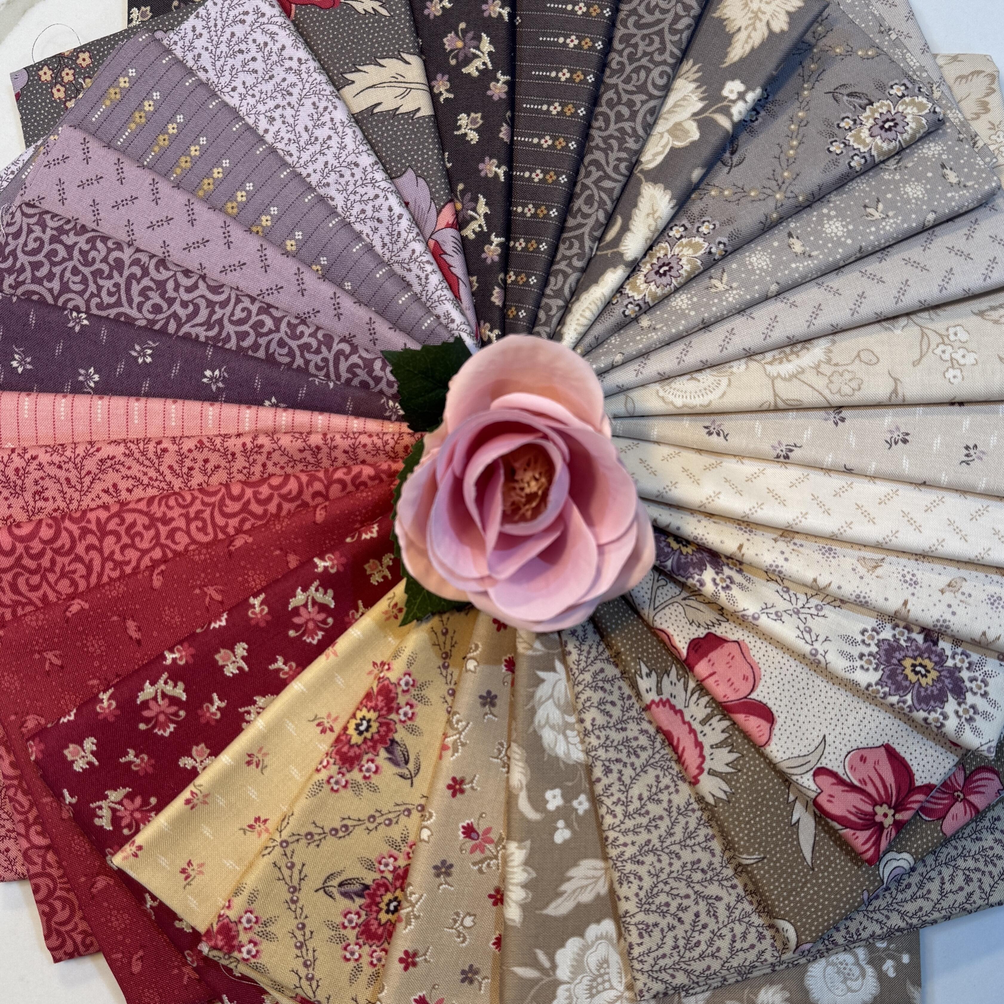 Wildflower Cottage Fat Quarter Bundle
