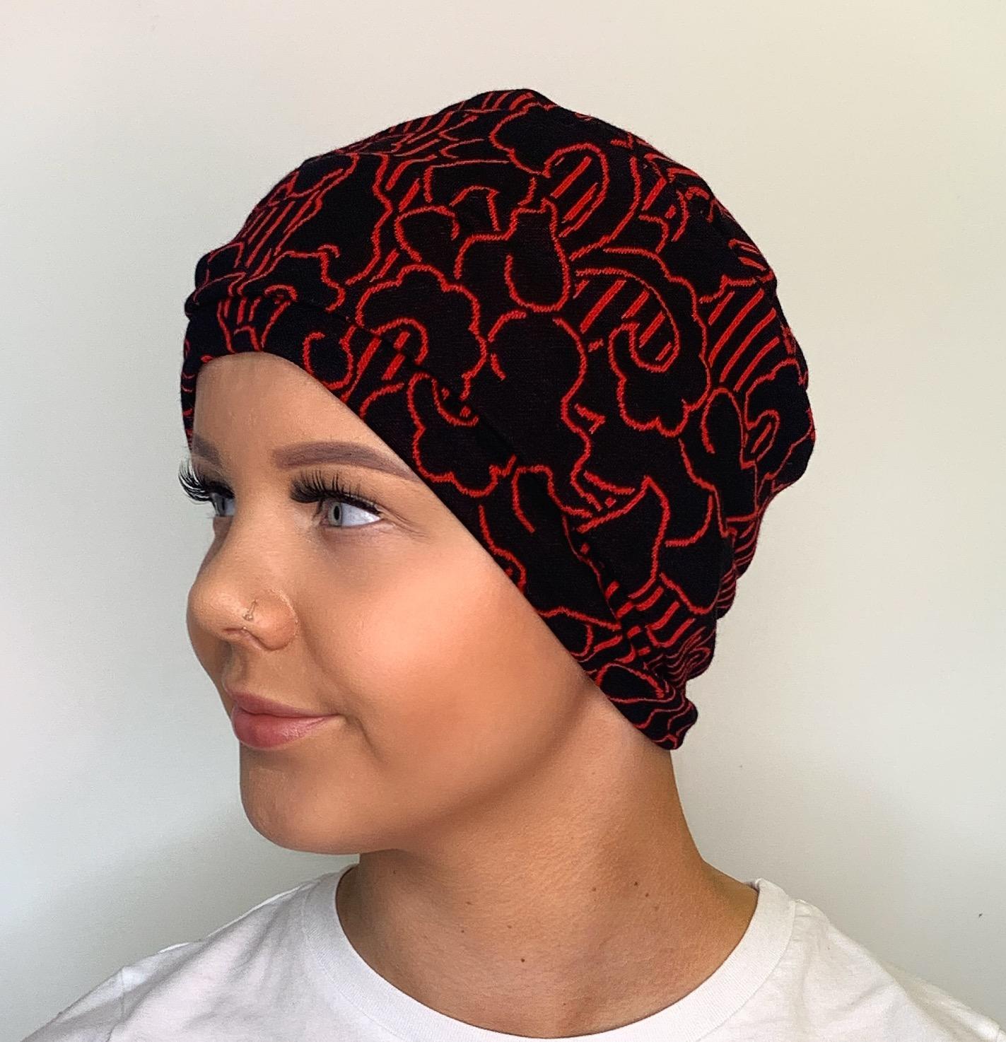 Bow detail hat black & red