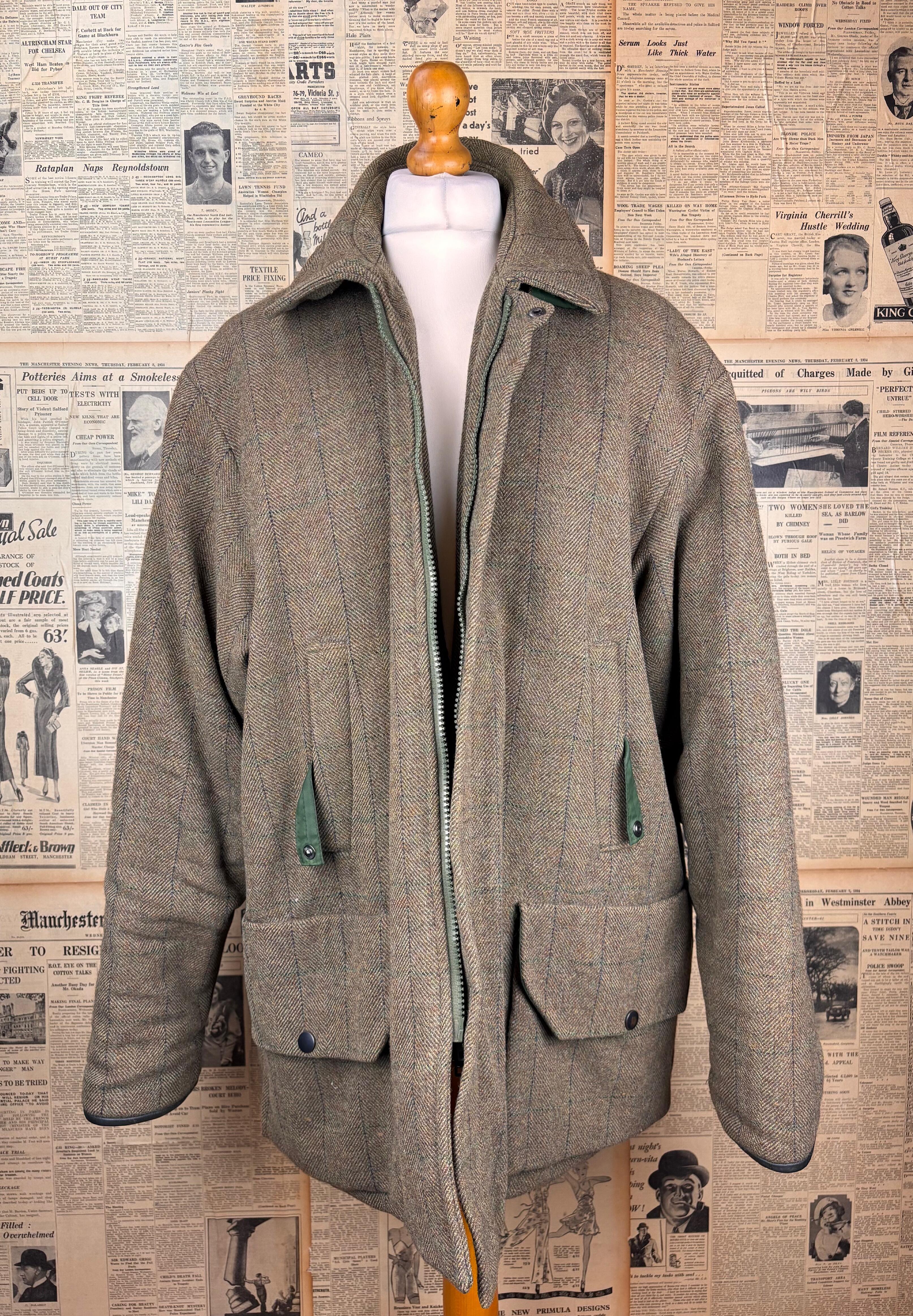 Tweed country field coat size 50 long