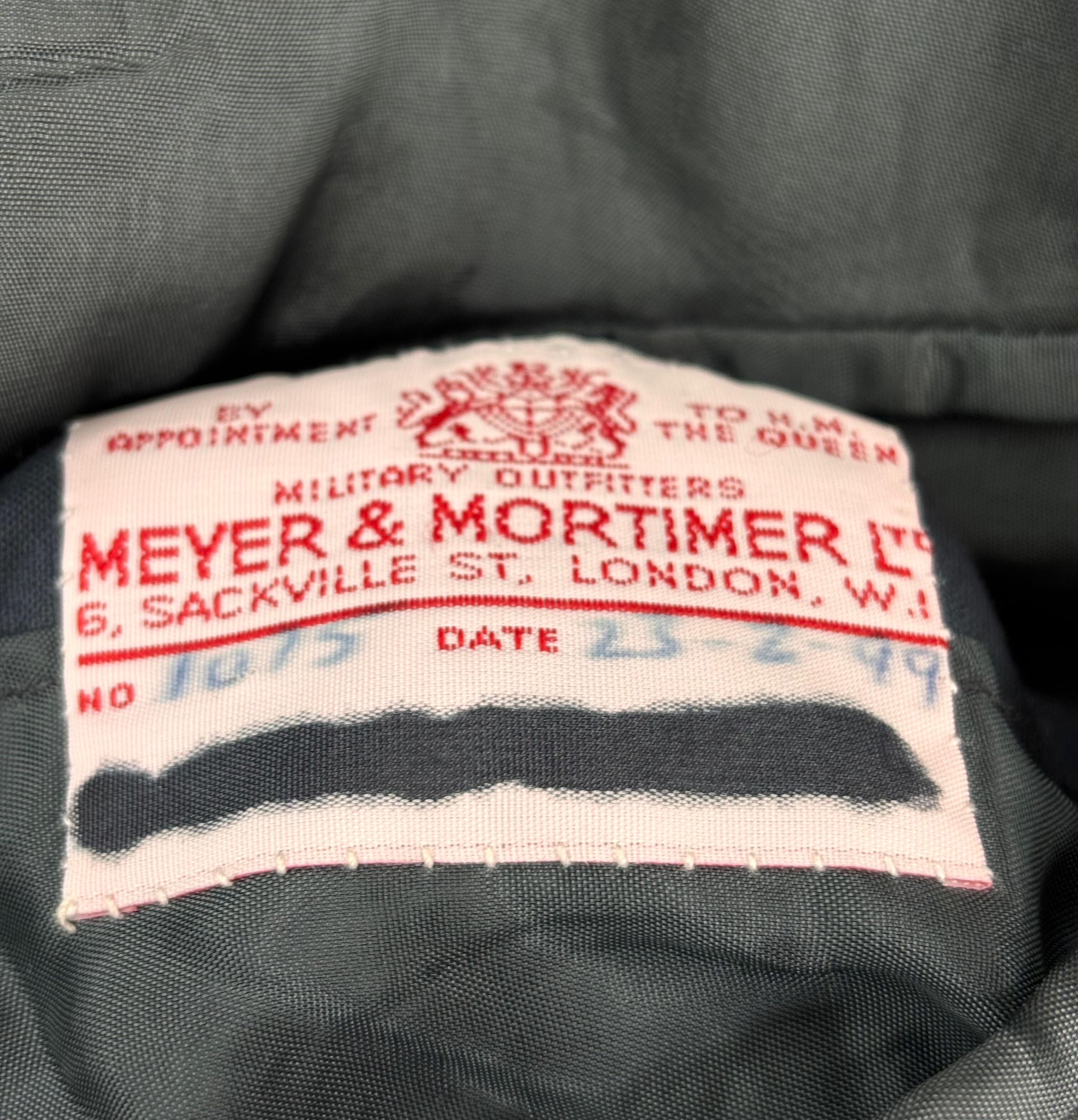 1999 Meyer & Mortimer flannel double breasted suit size 44