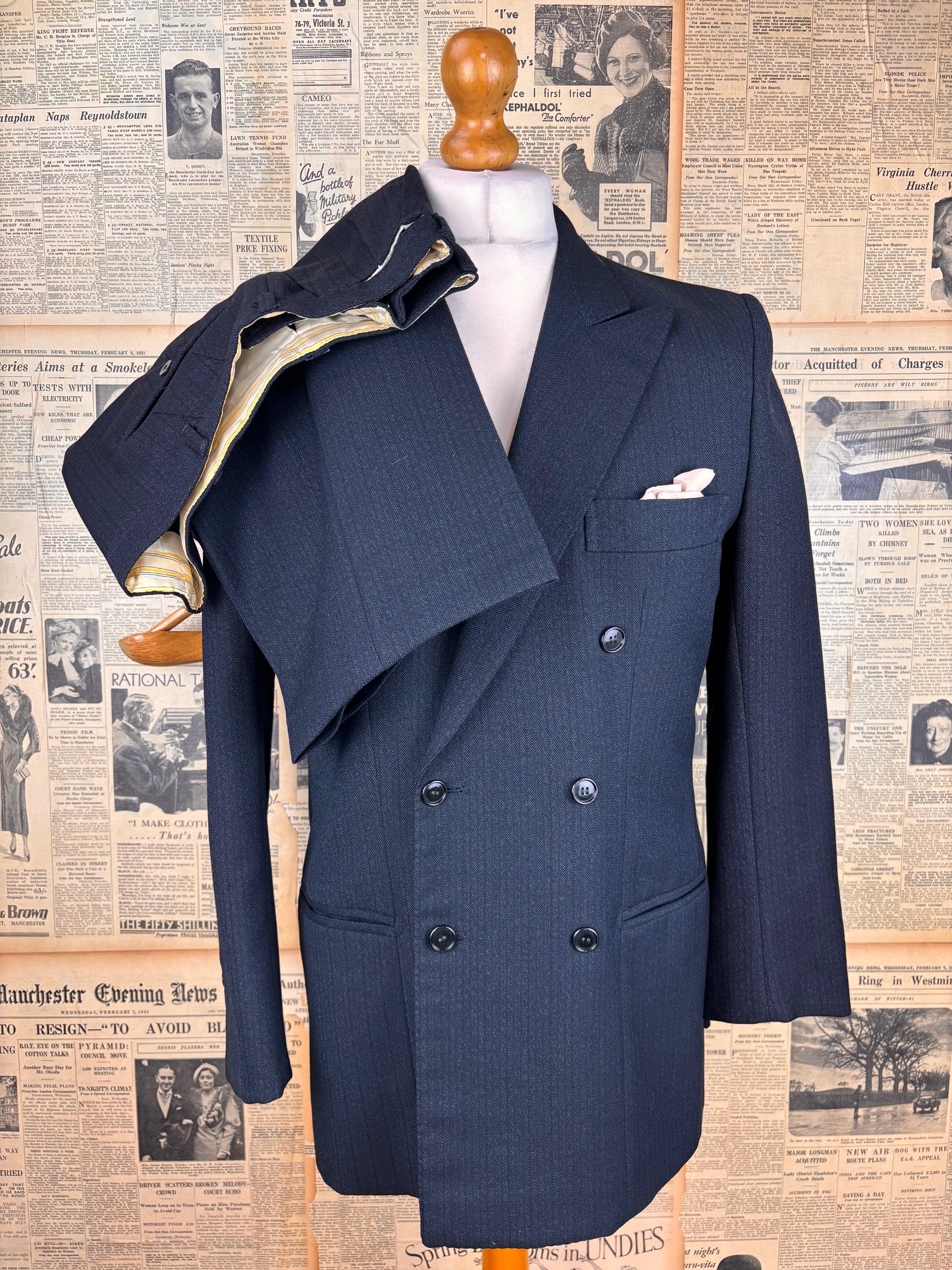 Vintage DB bespoke Italian suit size 38 40 short