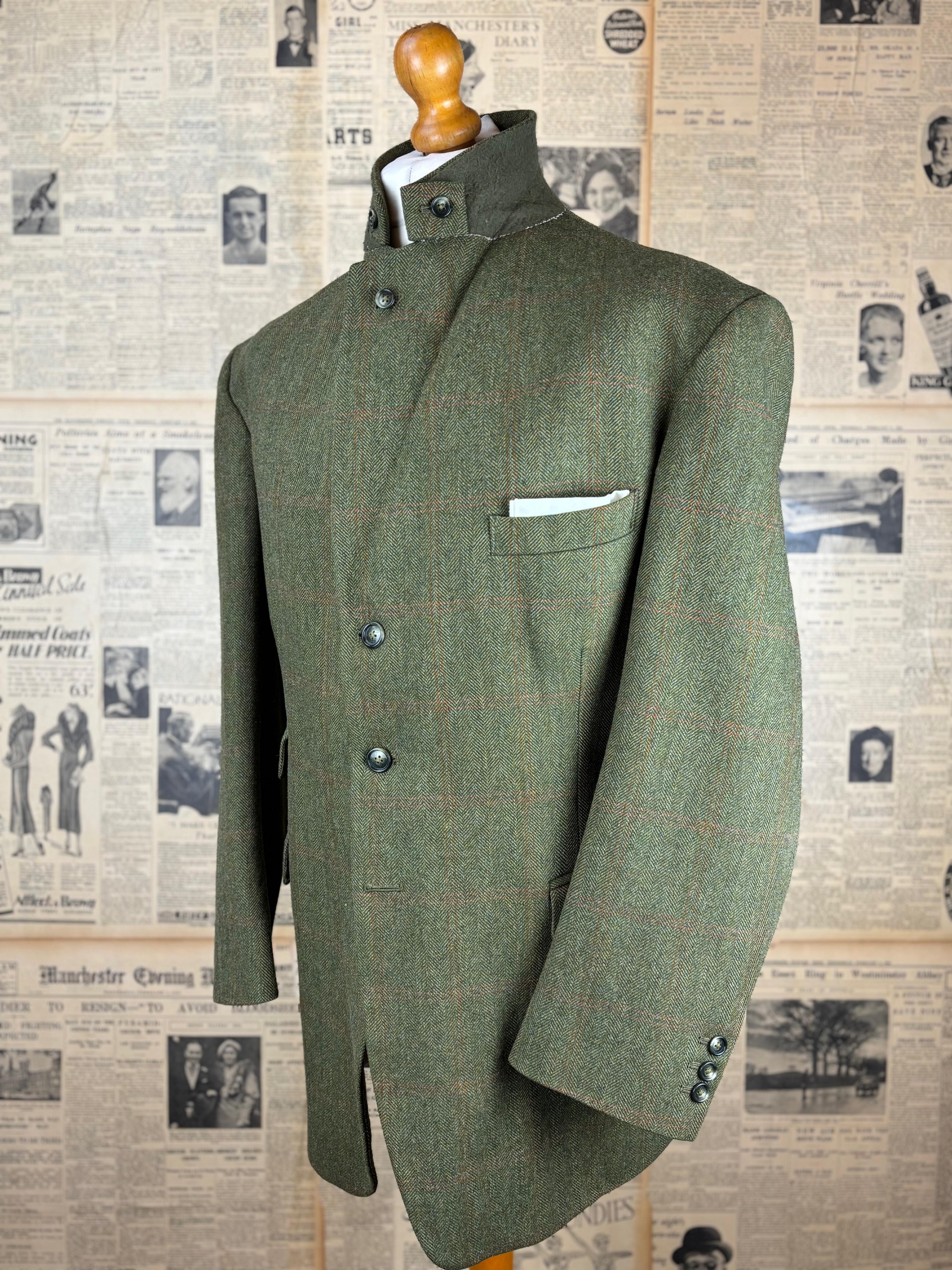 Corbyn green tweed action back jacket size 46 48