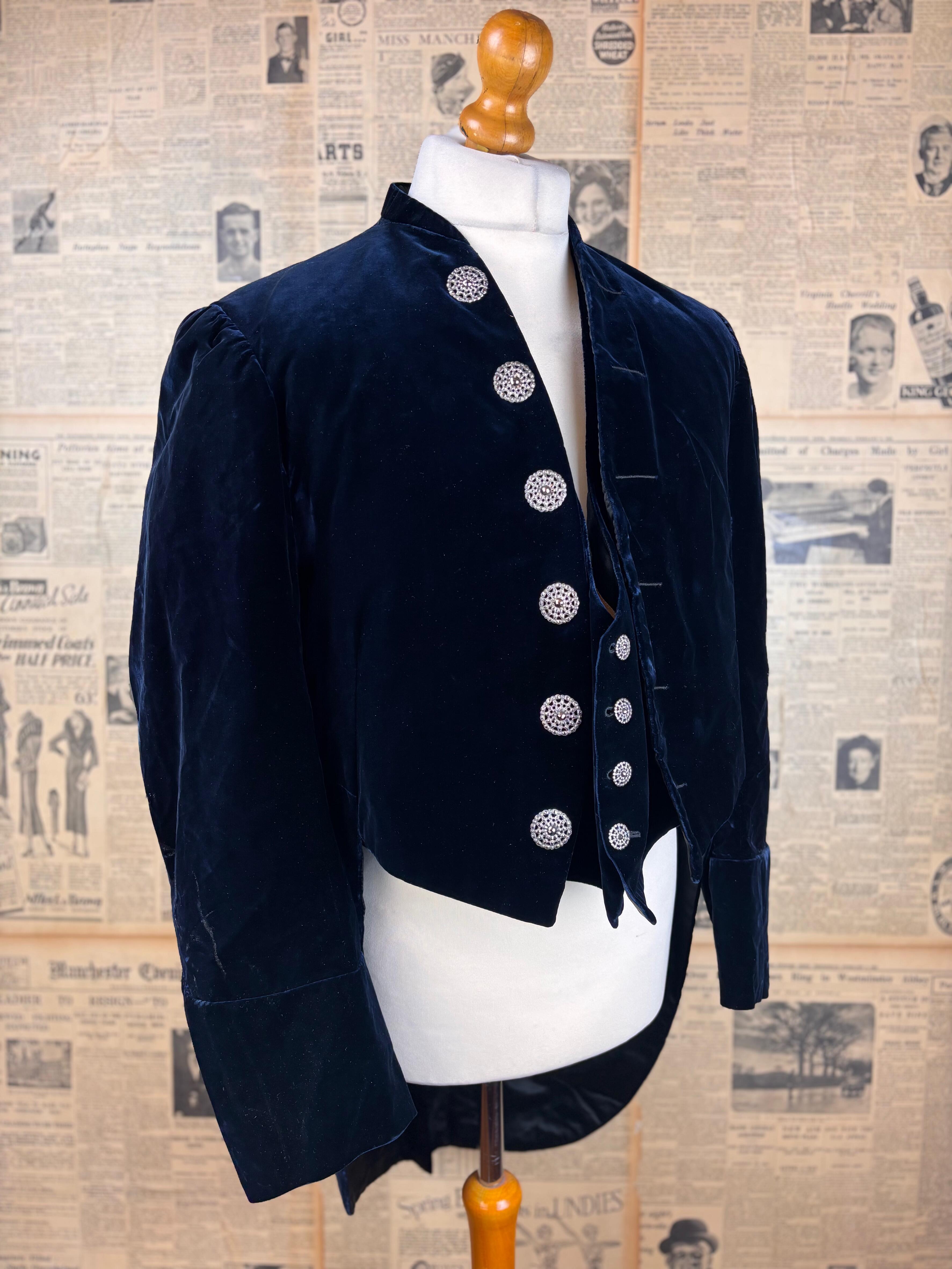 1910 C.G Gunther silk velvet court dress uniform size 42 44
