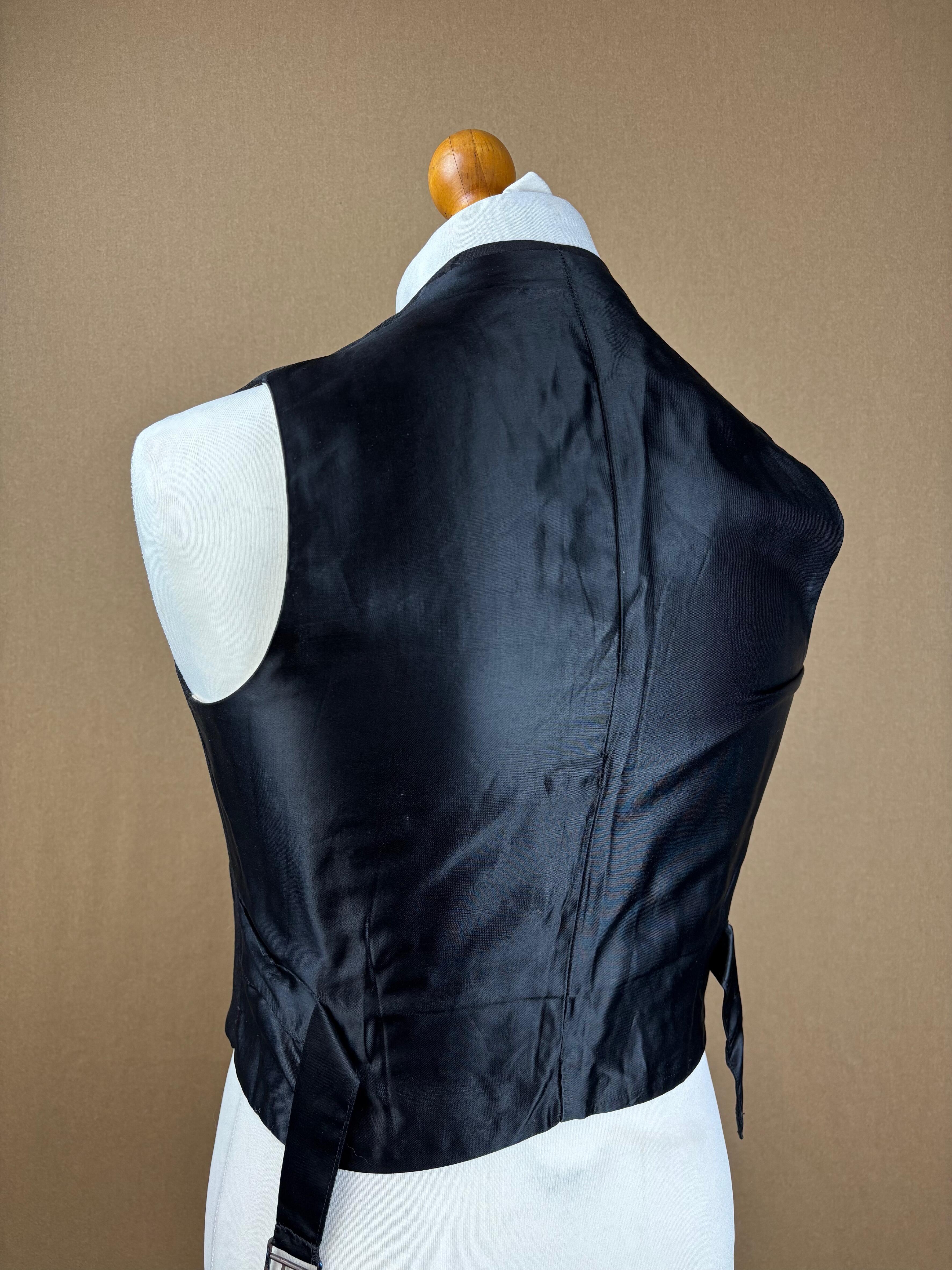 ARC302 1930's peak lapel dinner waistcoat size 36 38