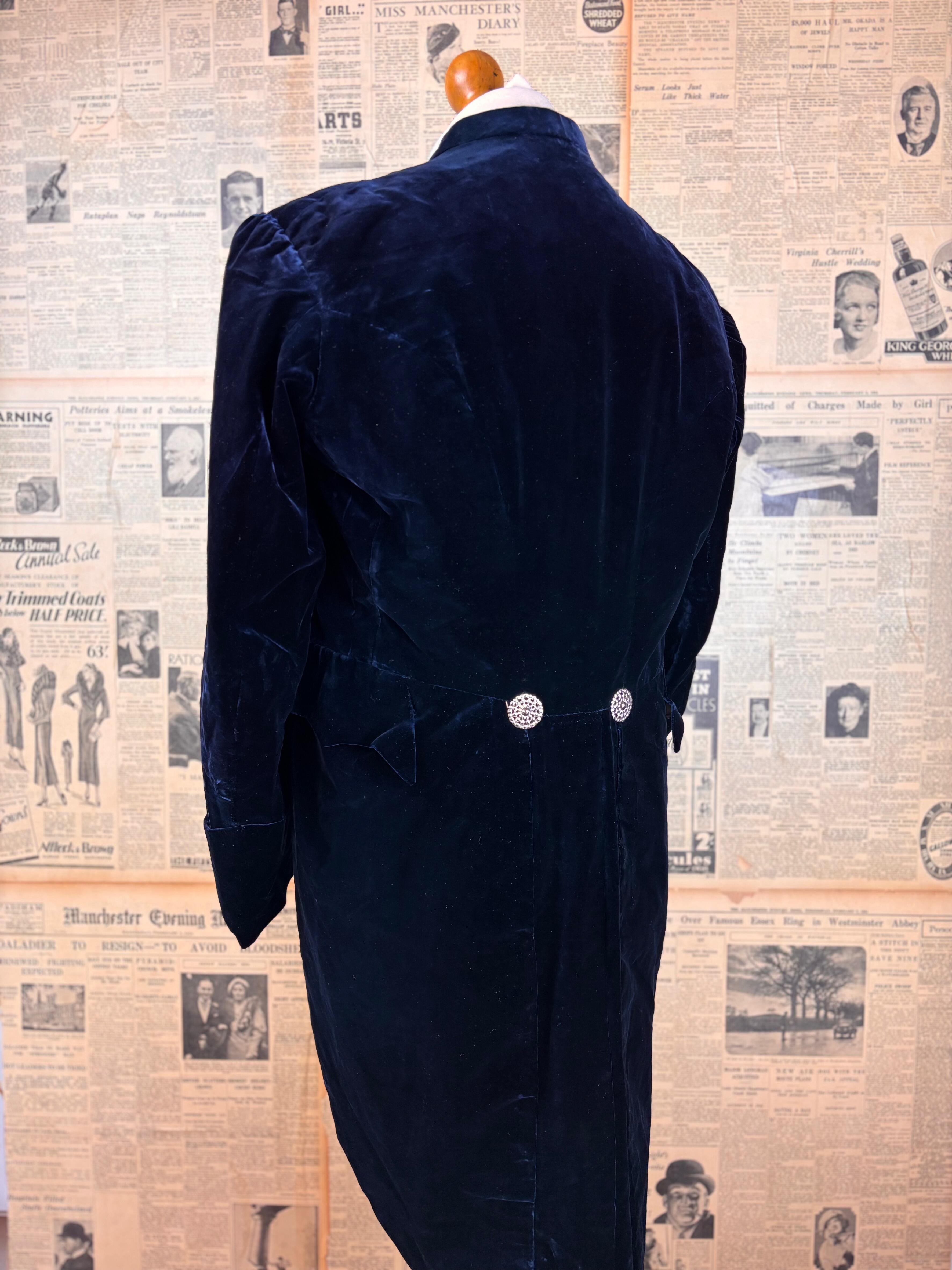 1910 C.G Gunther silk velvet court dress uniform size 42 44