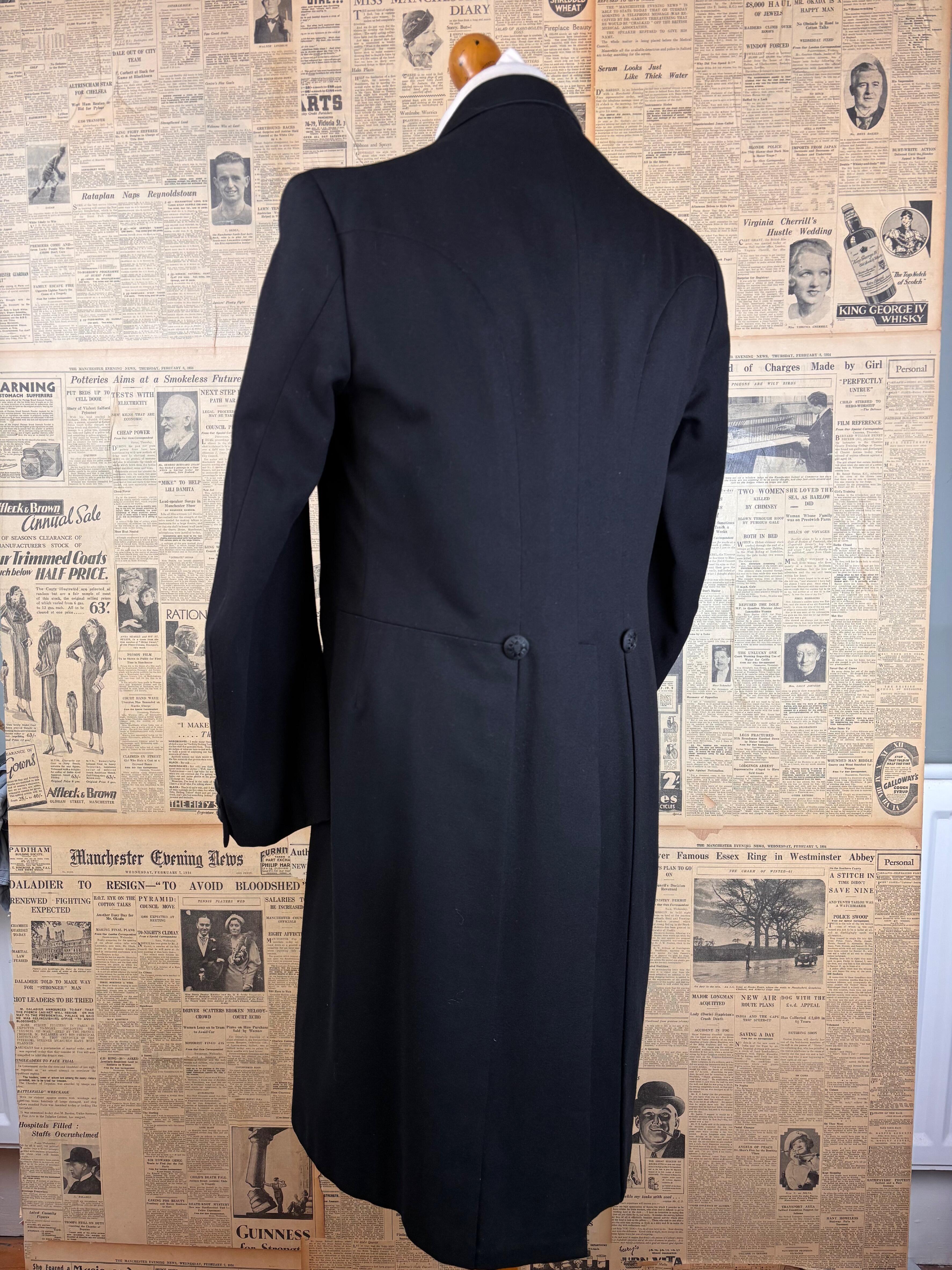 1930's four button doe skin frock coat size 40