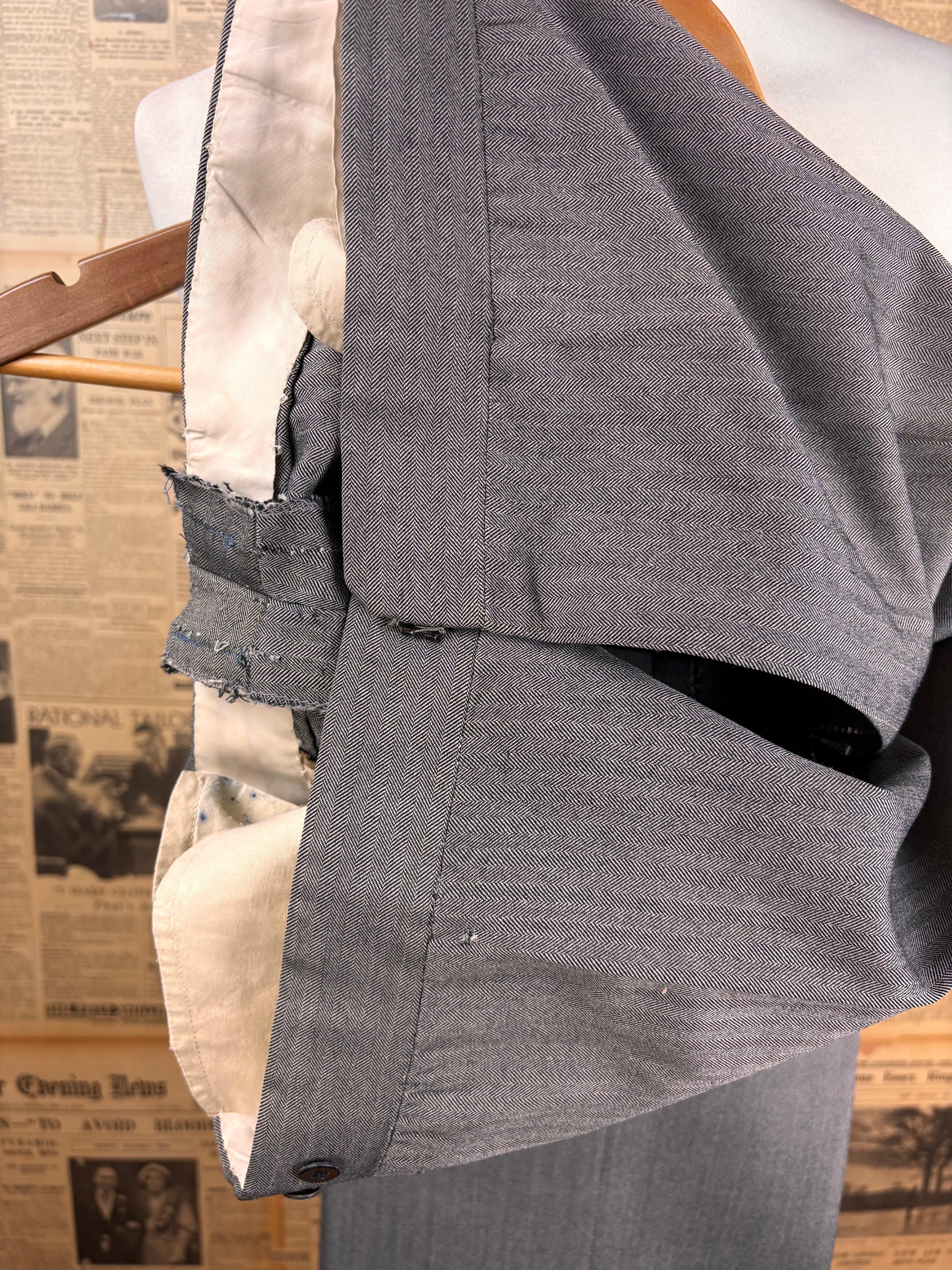 1972 Tommy Nutter Nutters three piece grey suit size 40 38