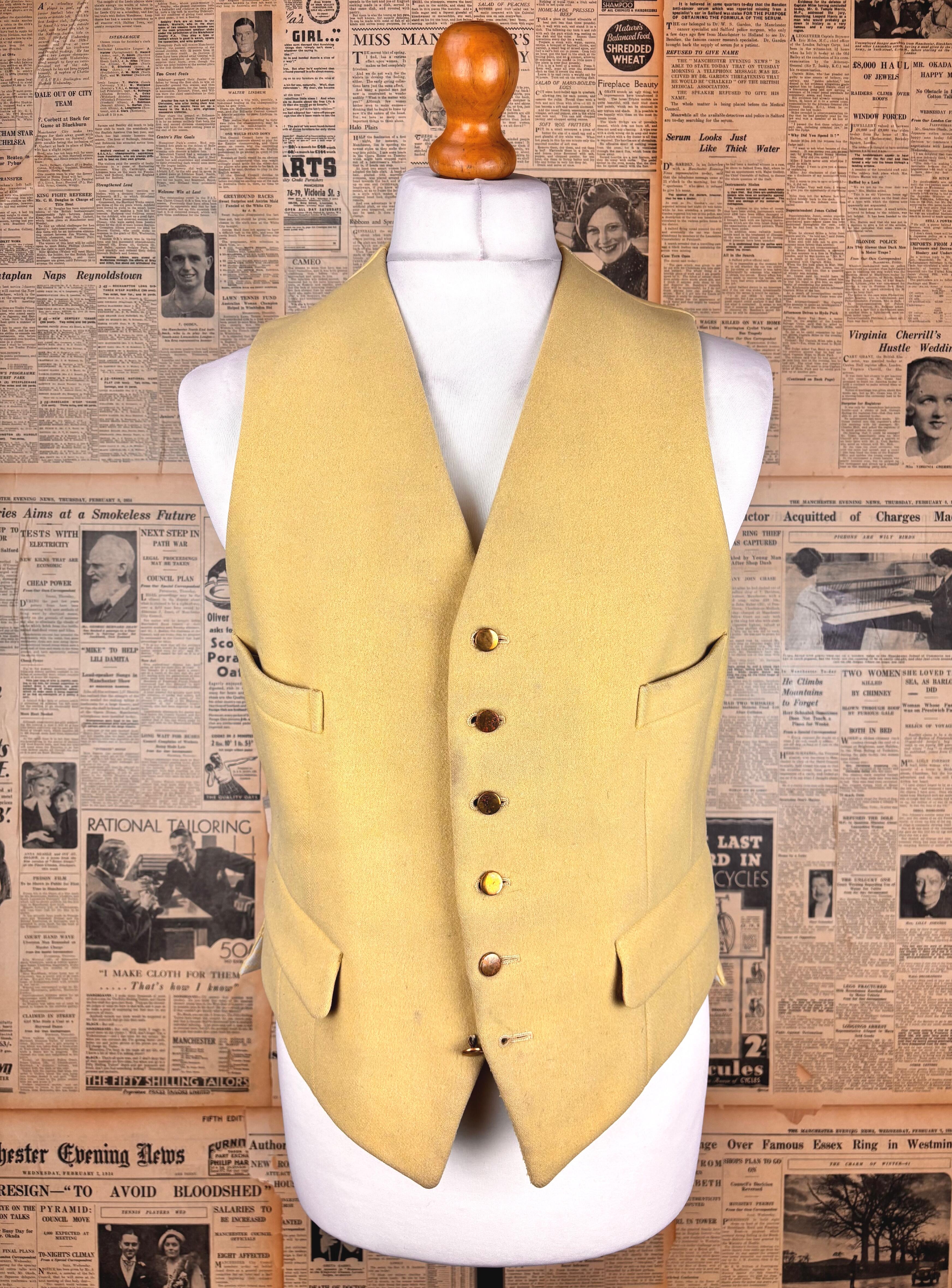 1930's Yellow wool hunt waistcoat size 38 40