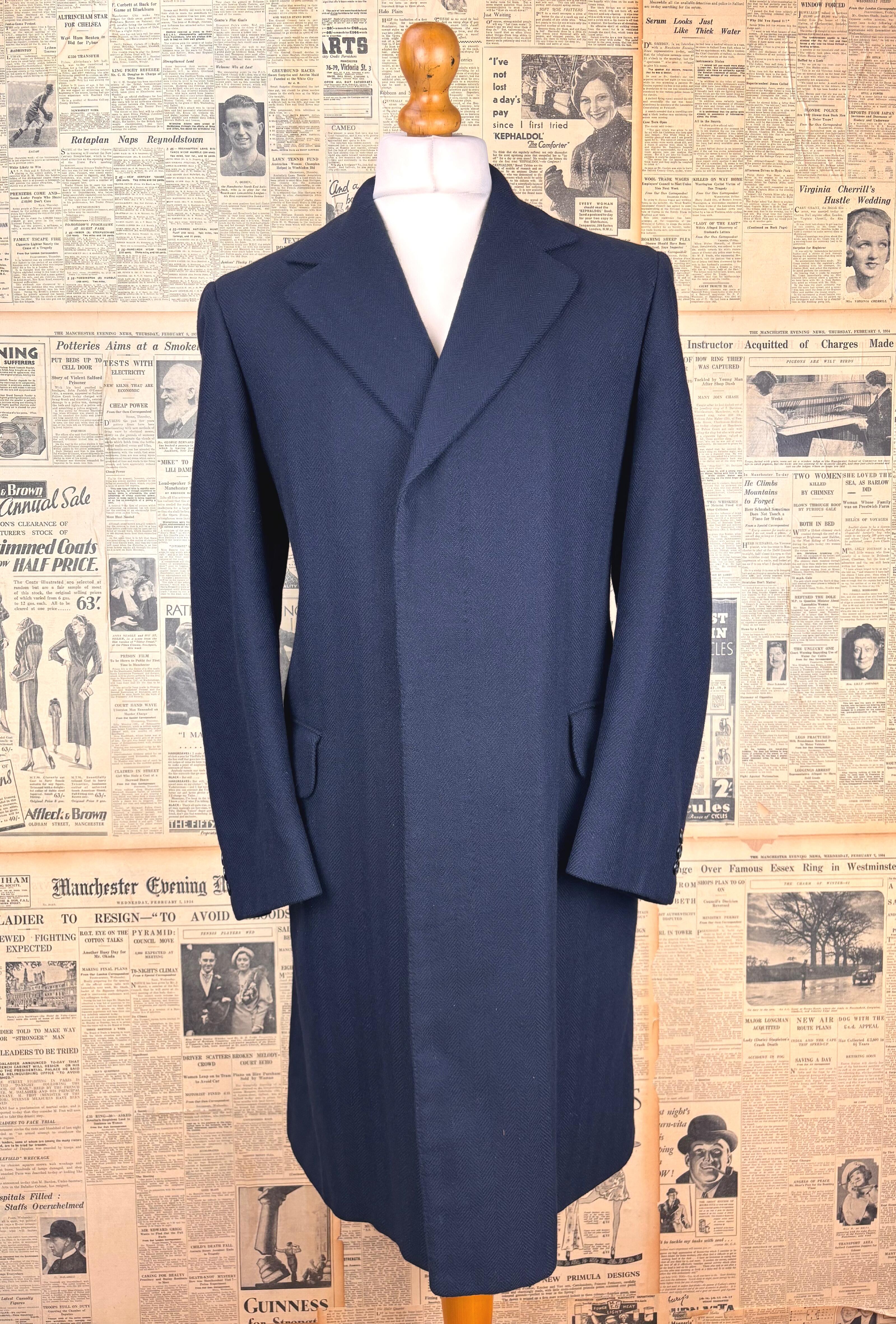Aquascutum navy blue cashmere overcoat size 42