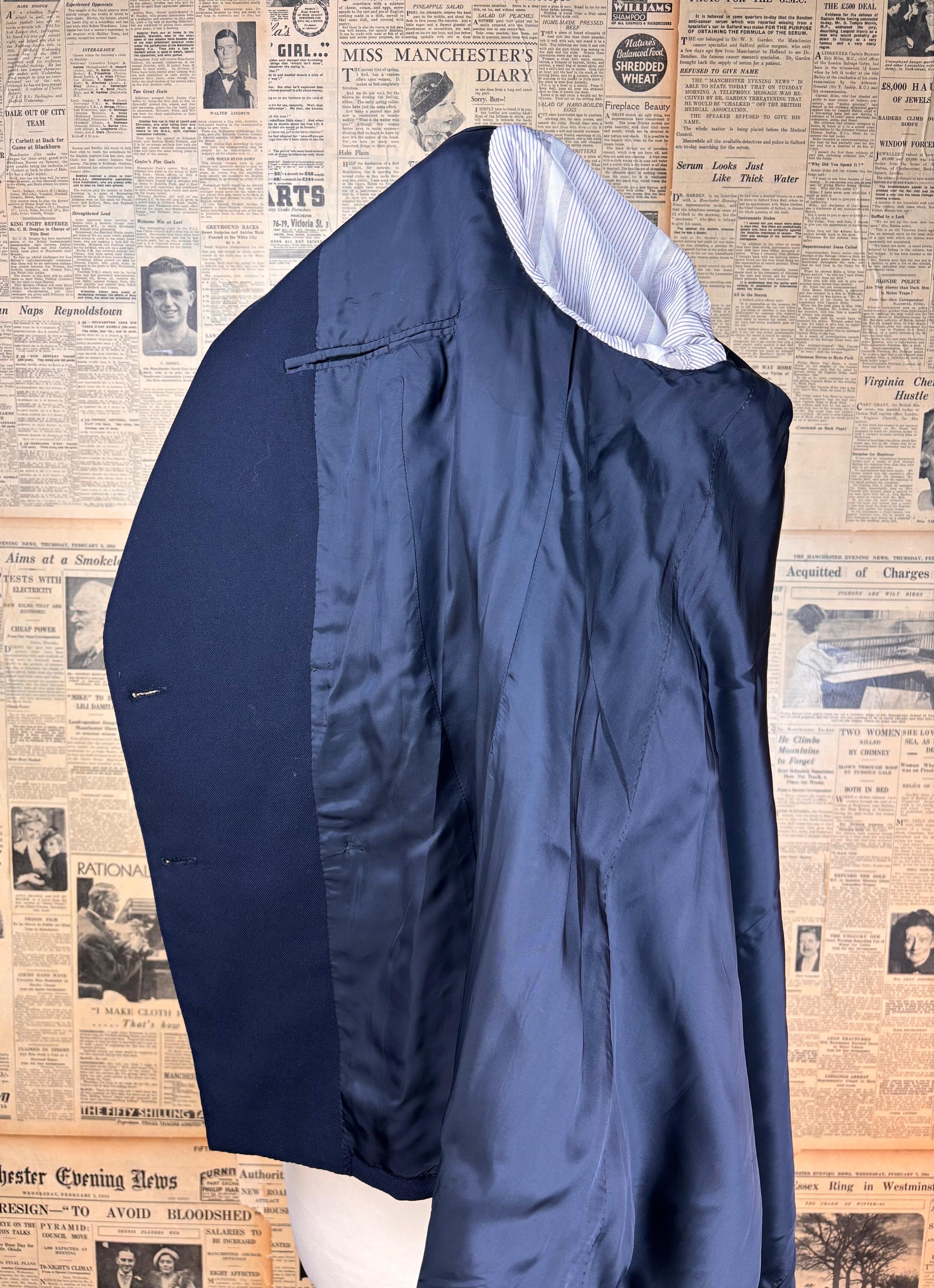 Huntsman navy blue double breasted suit size 44 reg