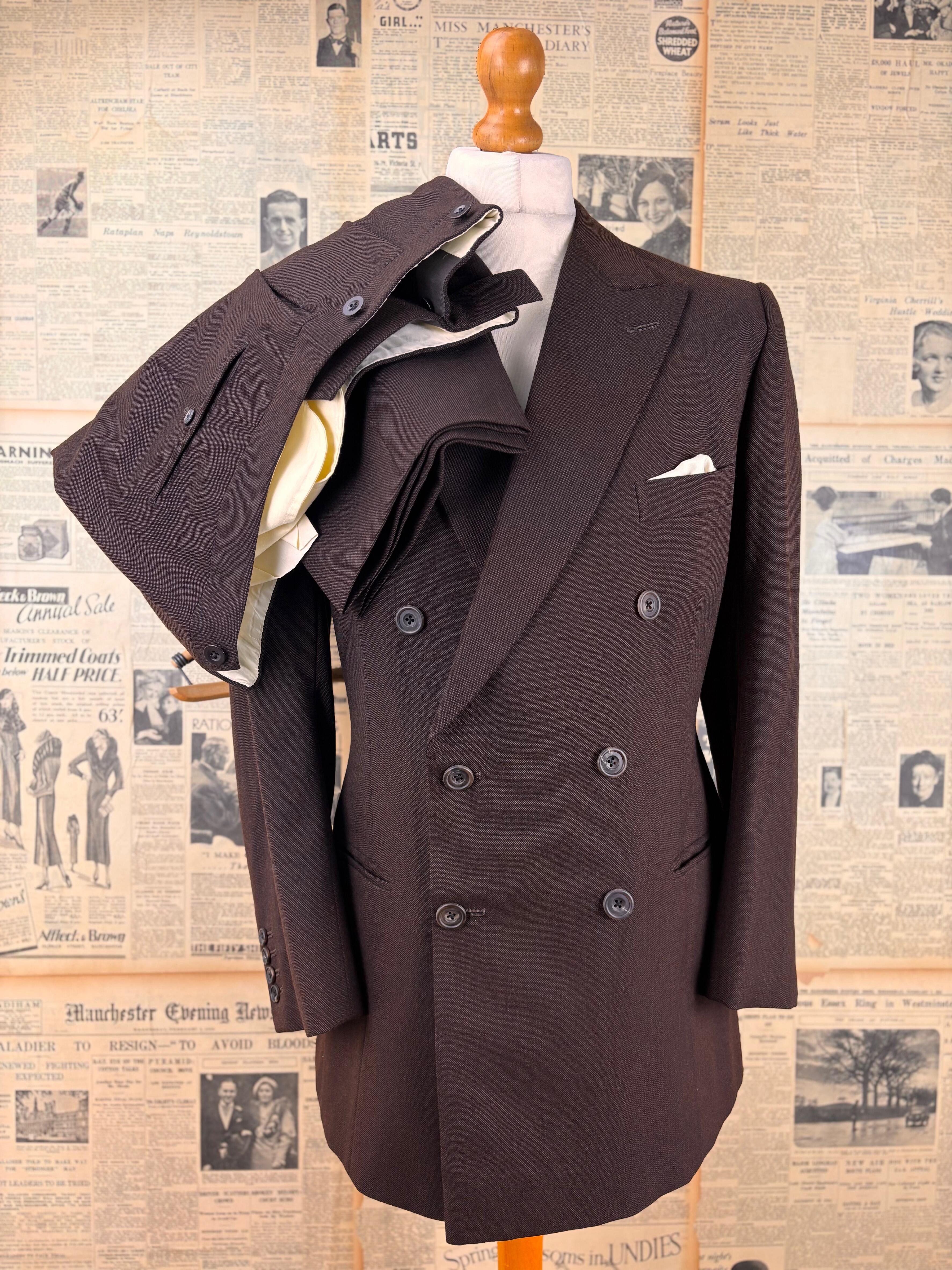 1994 Henry Poole brown DB 1940's style suit size 42 44 reg
