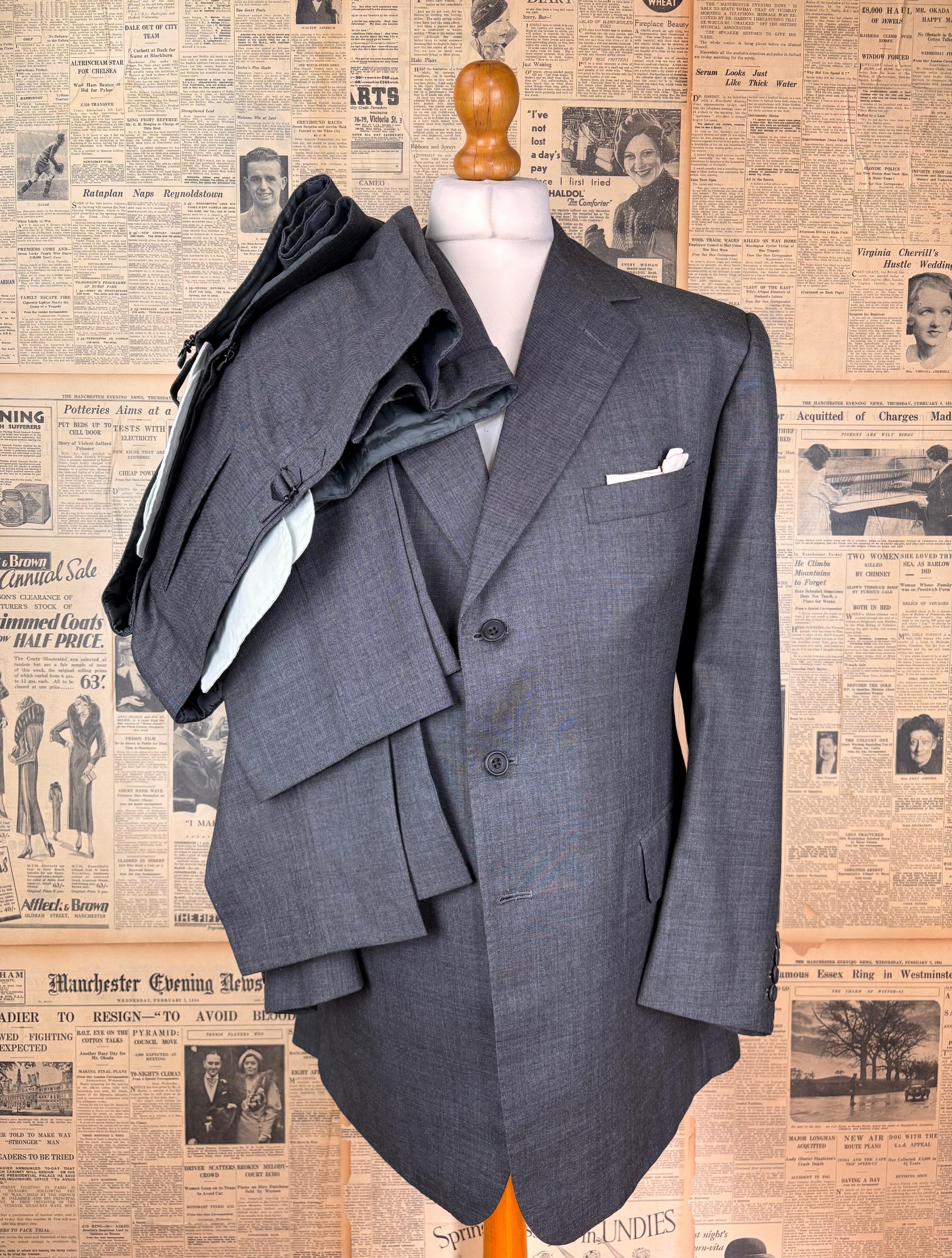 1998 Meyer & Mortimer bespoke grey suit size 44 46