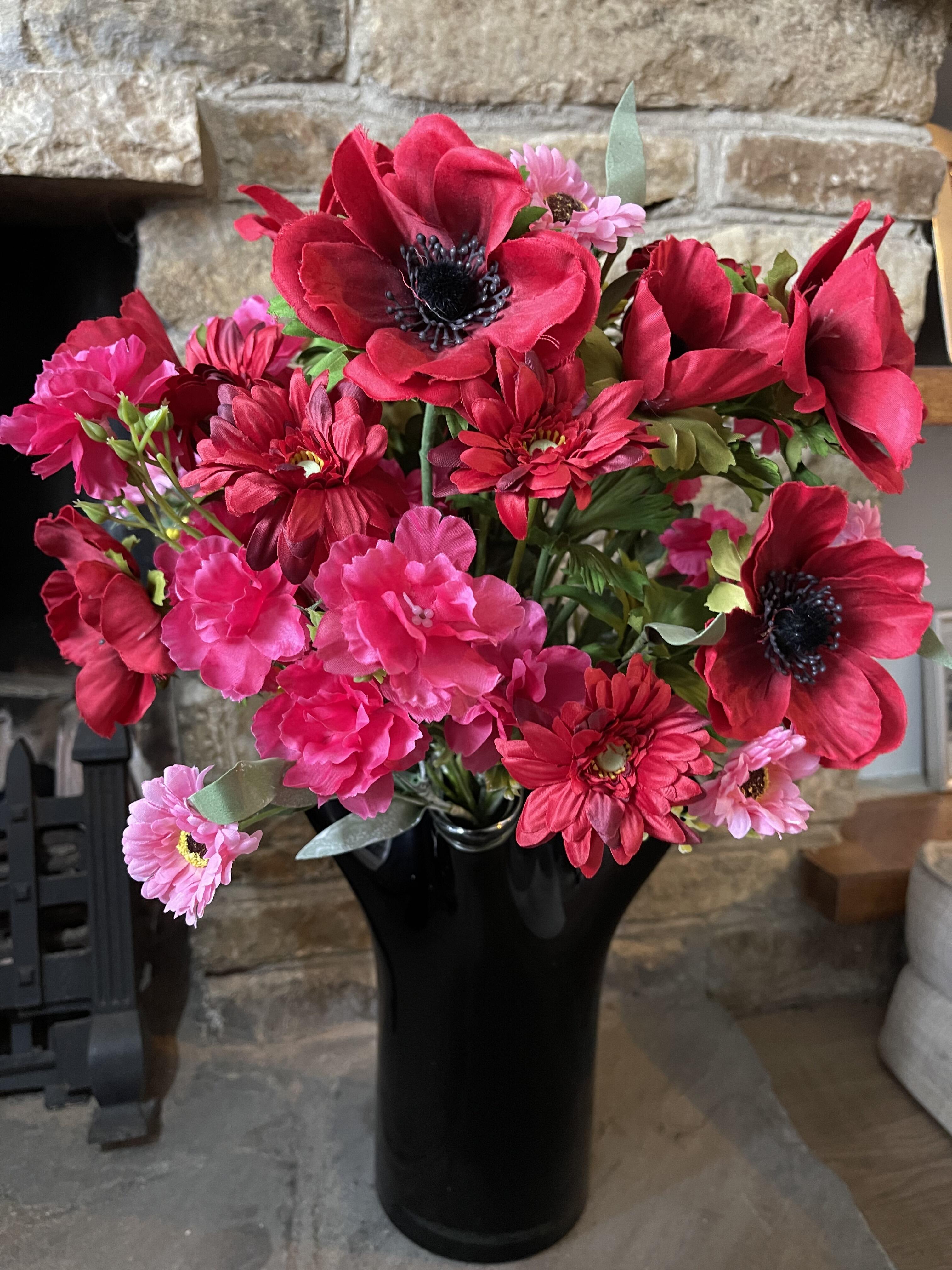 RED AND PINK FLOWER BUNDLE ( Bouquet available )
