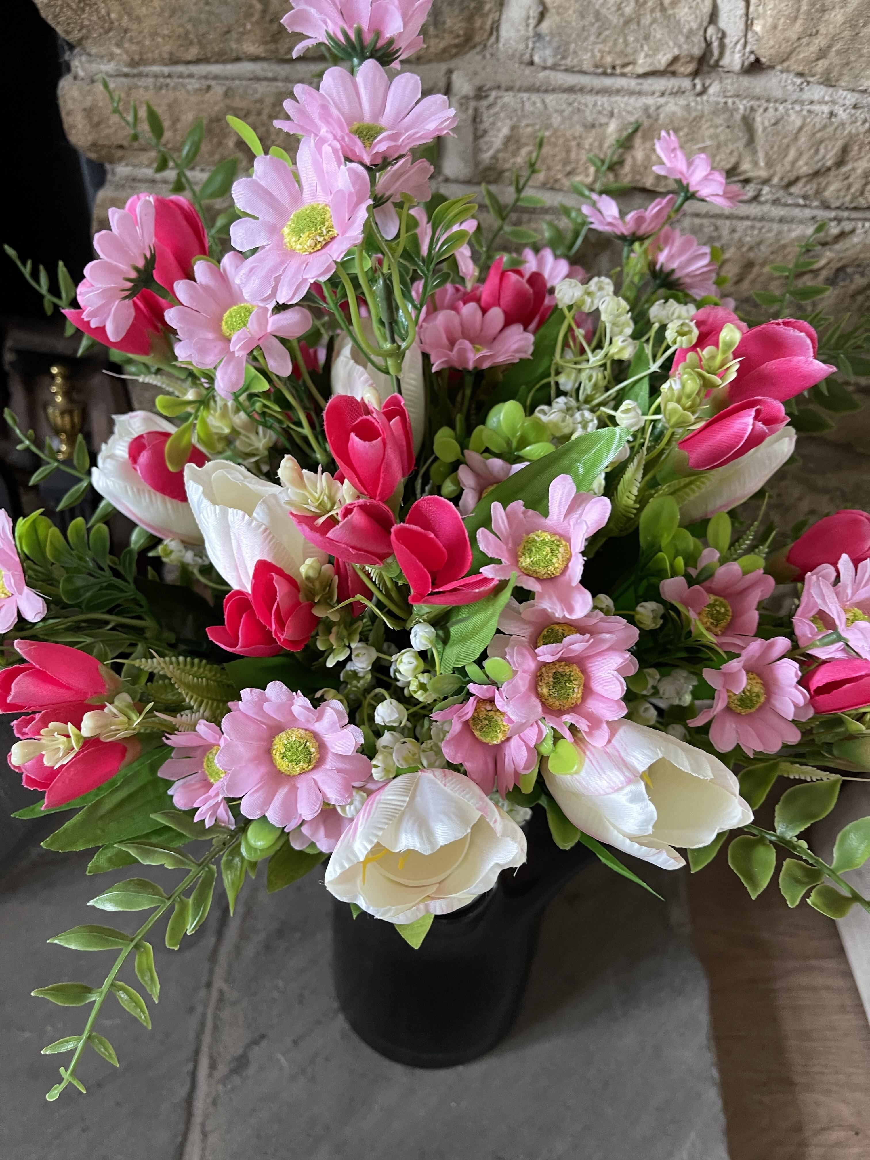 TULIP AND DAISY WITH FERNS BUNDLE IN PINK - ( available in bouquet)