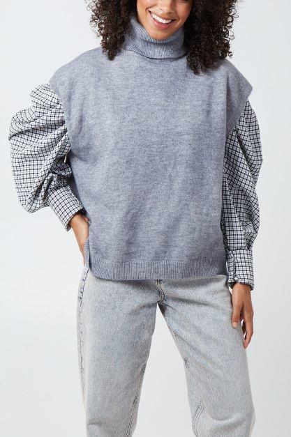 Knitted roll neck vest