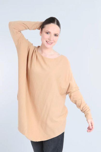 Oversized batwing jumper