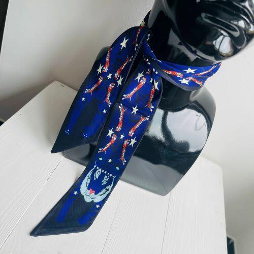 Kate rock star scarf