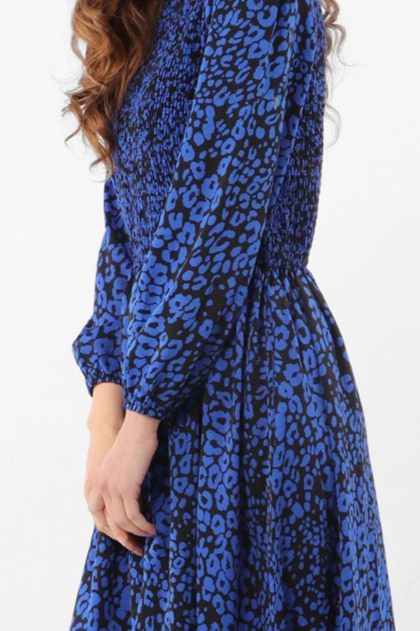 Blue animal print shirring dress