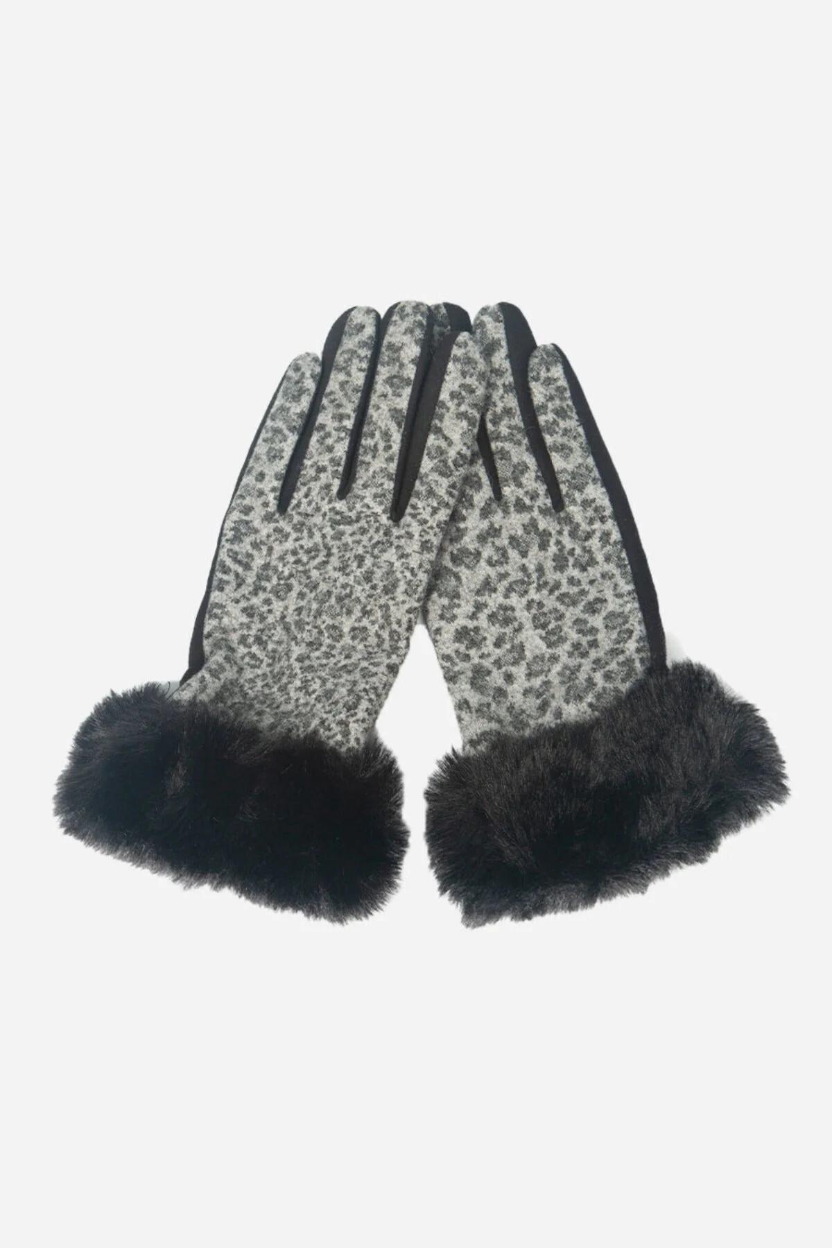 Leopard faux fur gloves
