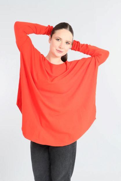 Oversized batwing jumper