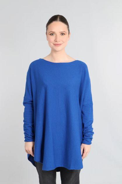 Oversized batwing jumper