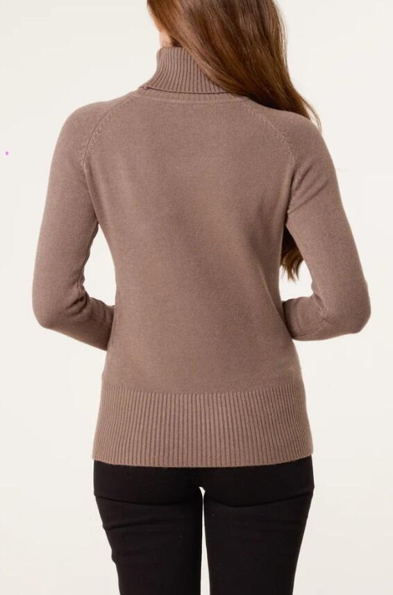 Button cuff jumper