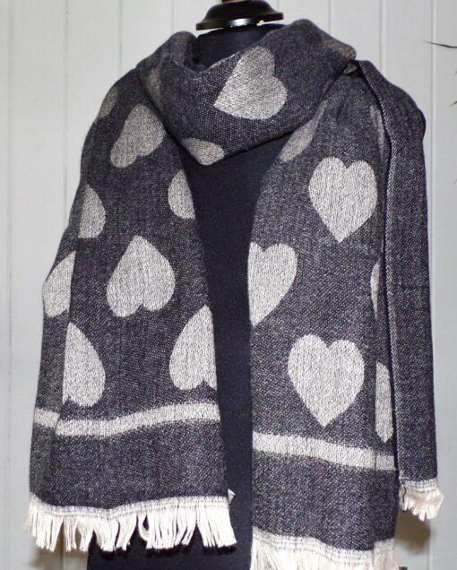 Black heart scarf