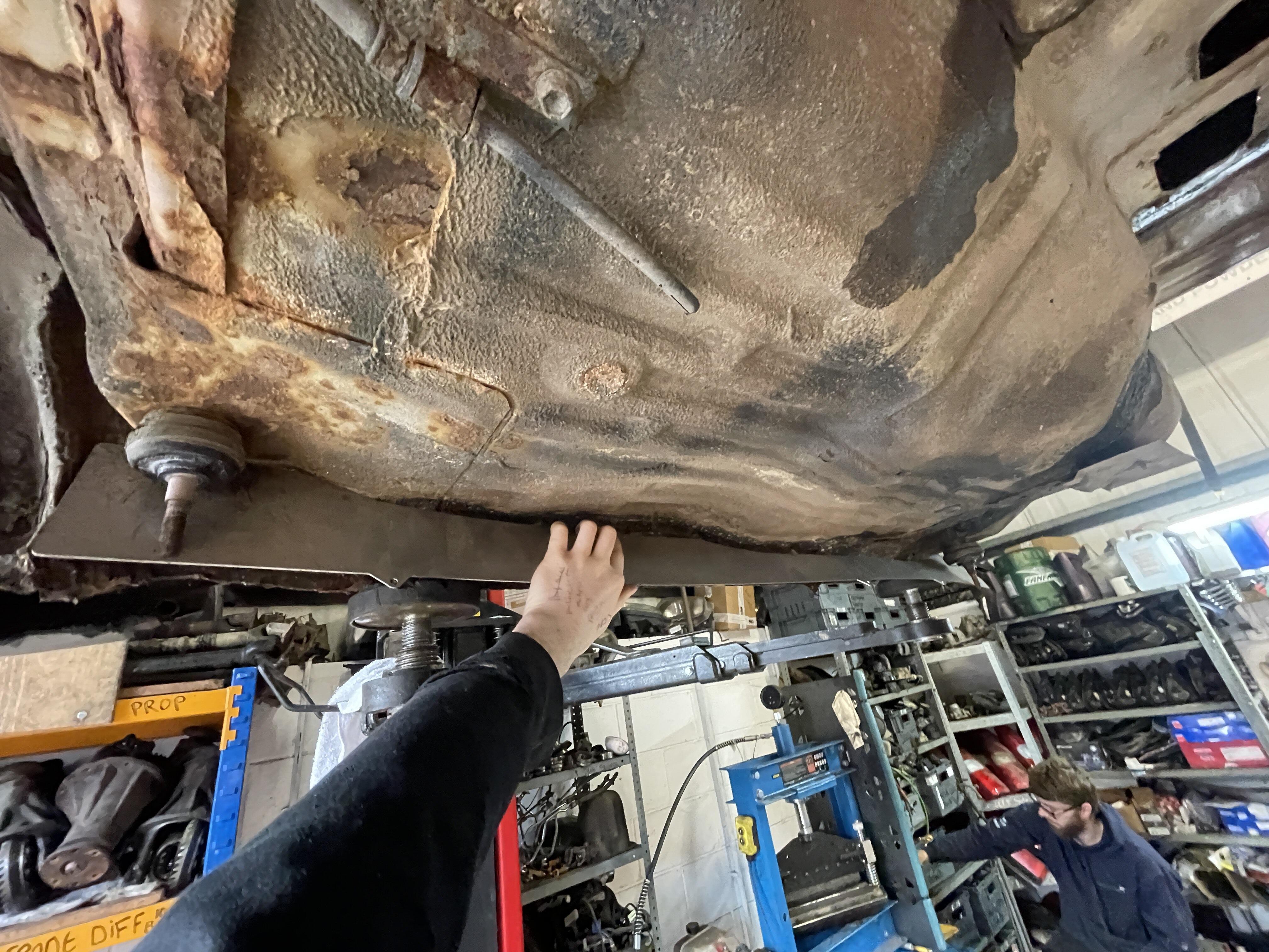 JIMNY INNER SILL REPAIR SECTION WELD IN REPLACEMENT 98-18