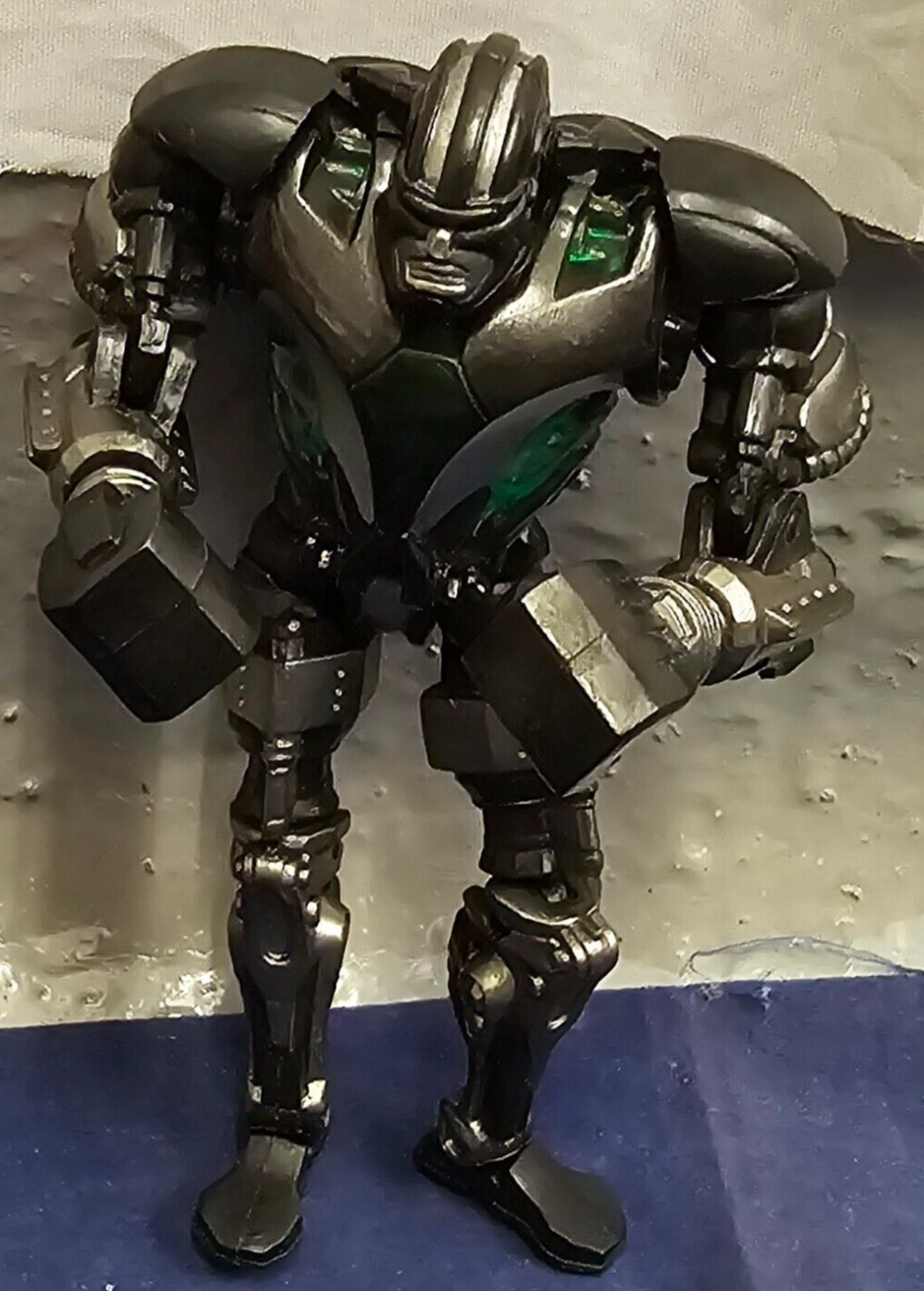 Real Steel Zeus Figure 14cm