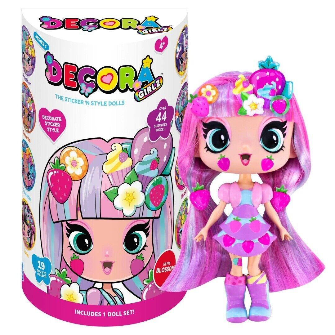 Decora Girlz Doll 'Blossom'