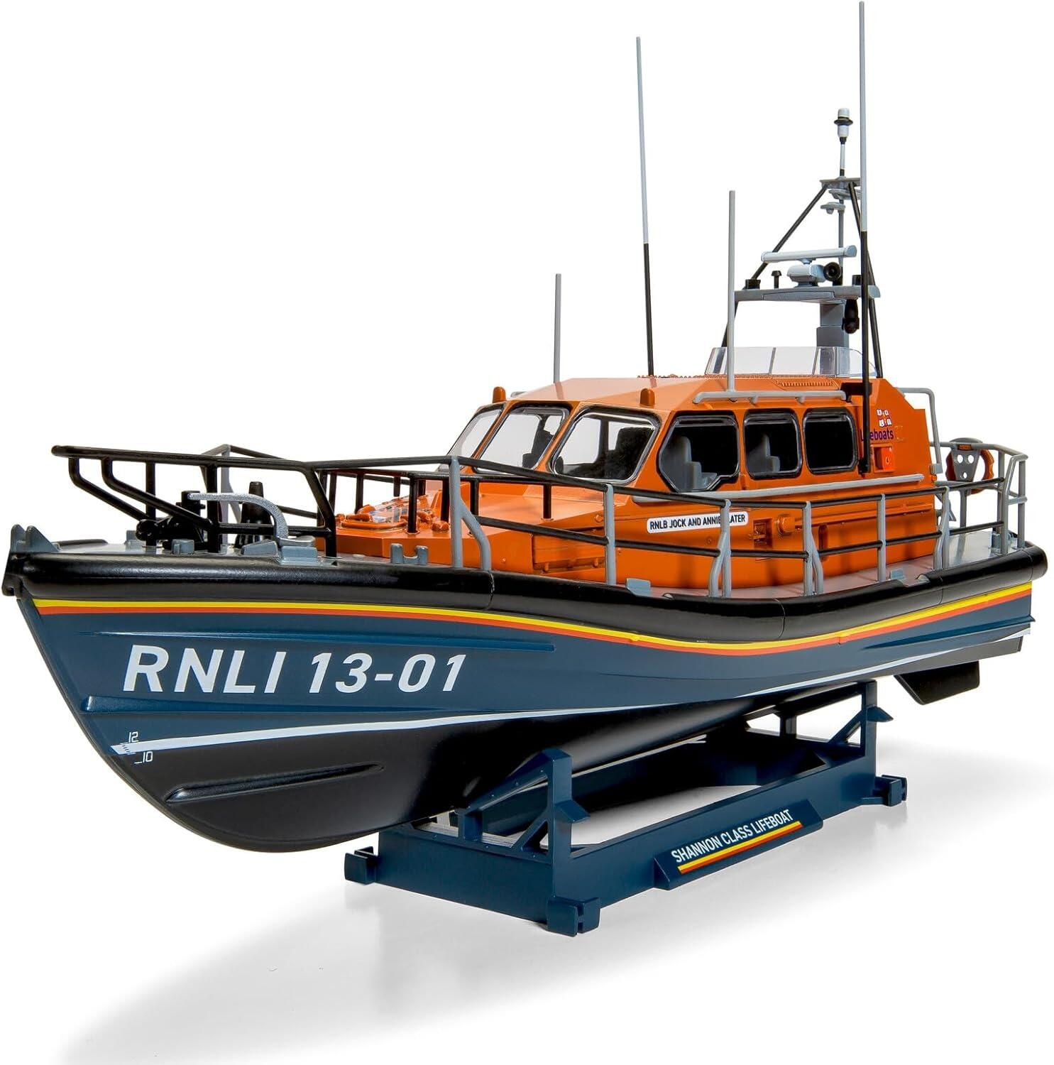 Airfix Starter Set RNLI Shannon Class Lifeboat