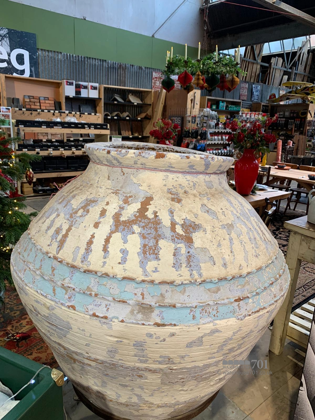 Extra large olive pot