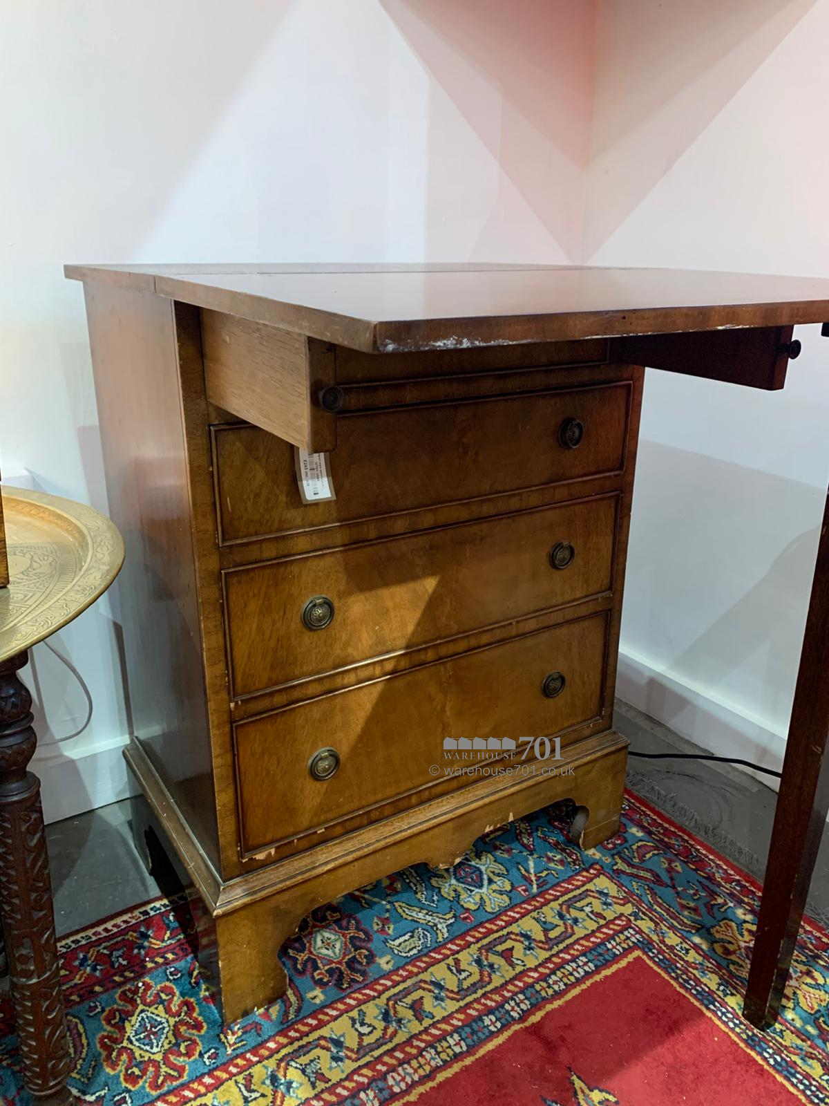 Georgian style batchelor chest