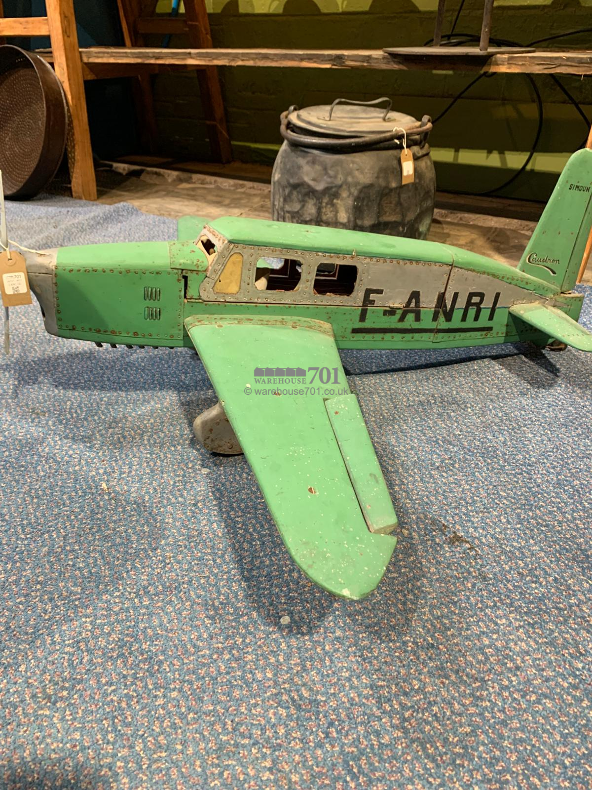 1930s French tethered-flight model plane