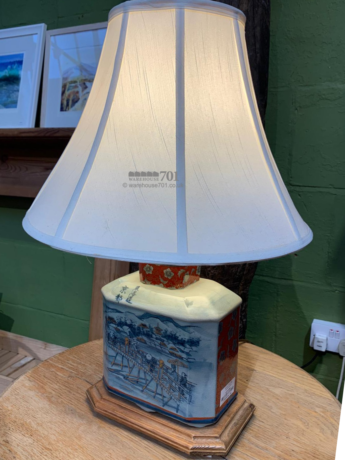 Ceramic Chinese style decorated lamps