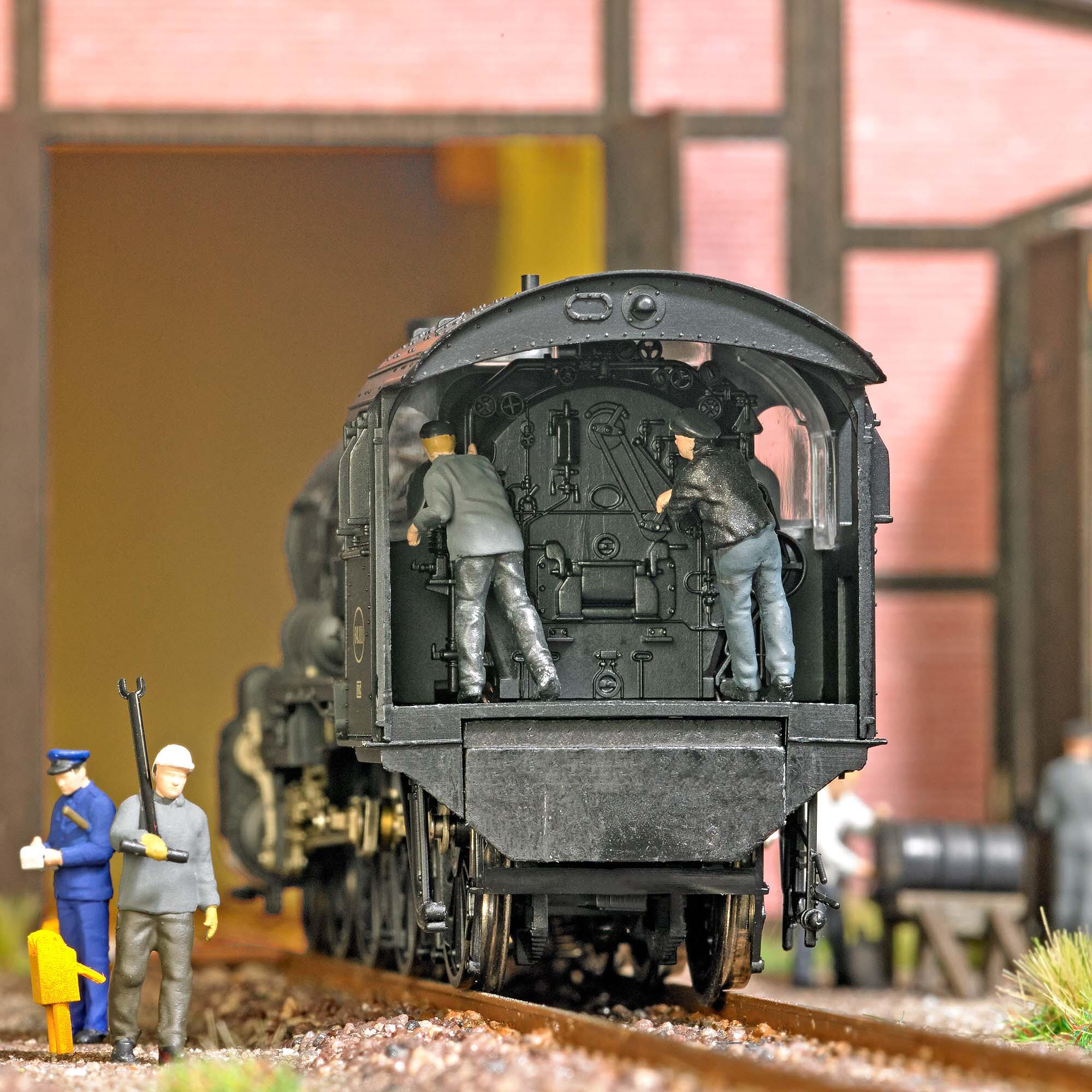 BUSCH 8879 Engine driver & Stoker
