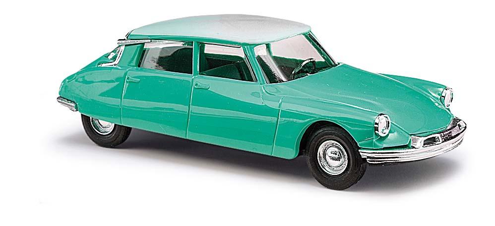 Busch 48020 Citroen DS 19 two-tone green