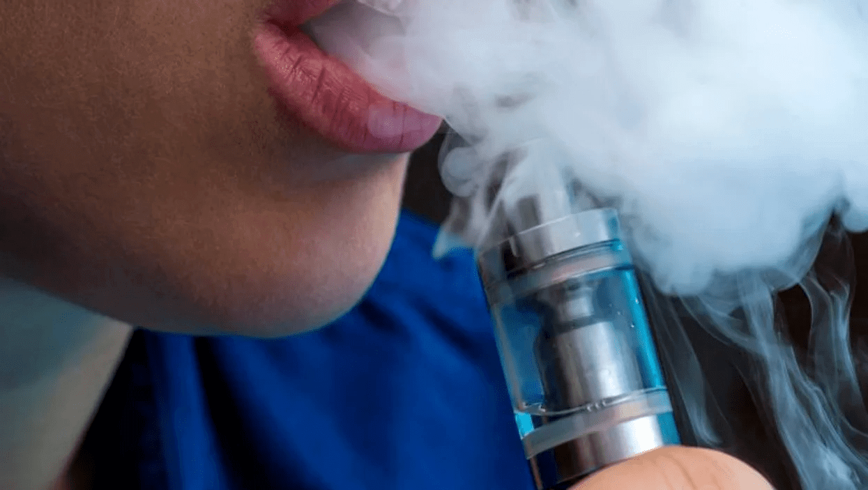 What are the symptoms of vaping too much?