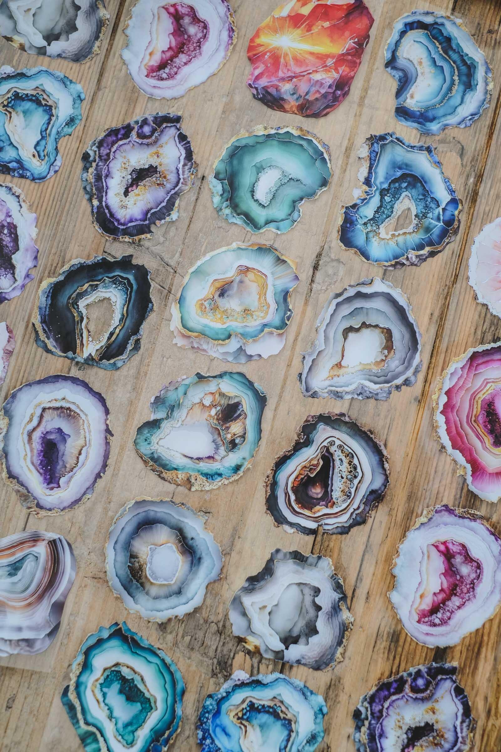 Cut geodes & more - raised shell holographic foil London Gifties ...