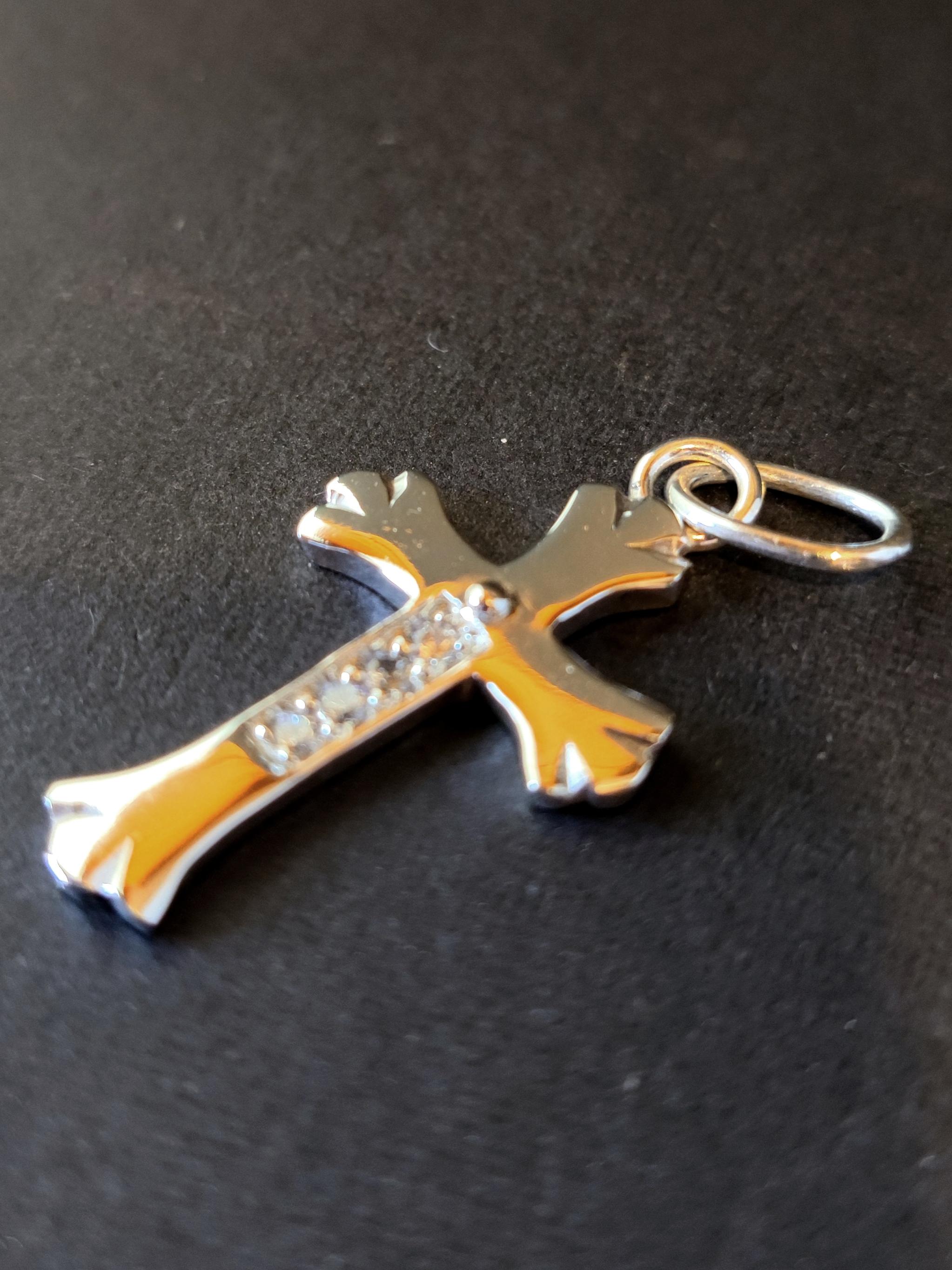 Sterling Silver Pavé Set Cross