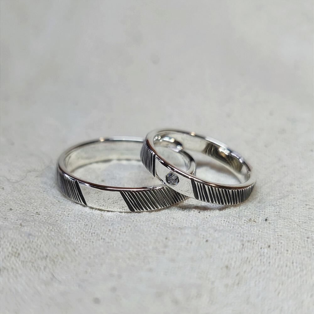 Diagonal Line Wedding Band Set, hand engraved and made from Sterling ...