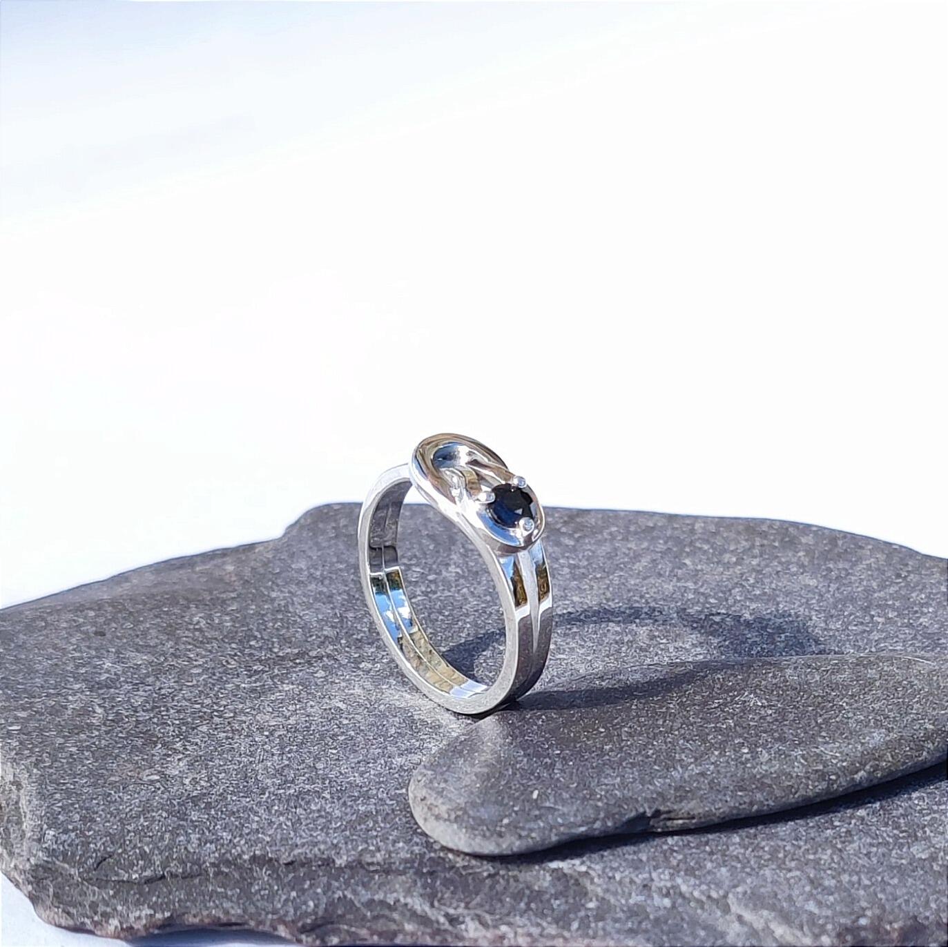 Reef Knot ring with Natural Sapphire, handmade with recycled sterling ...