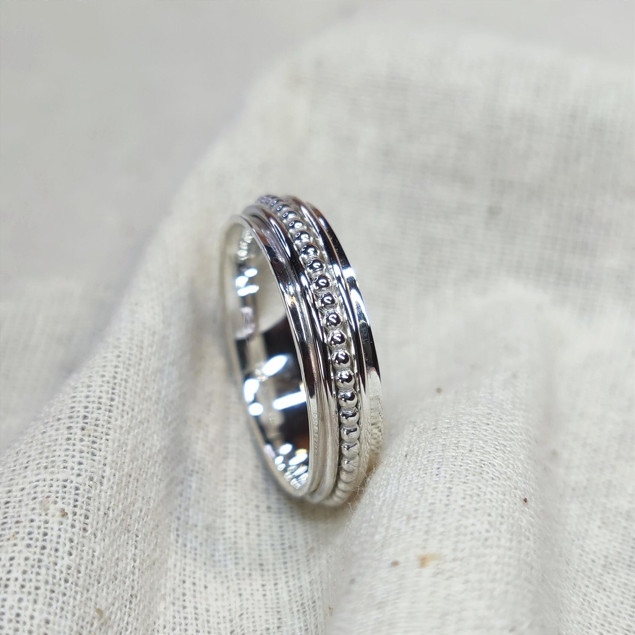Sterling Silver Triple Beaded Spinning Ring